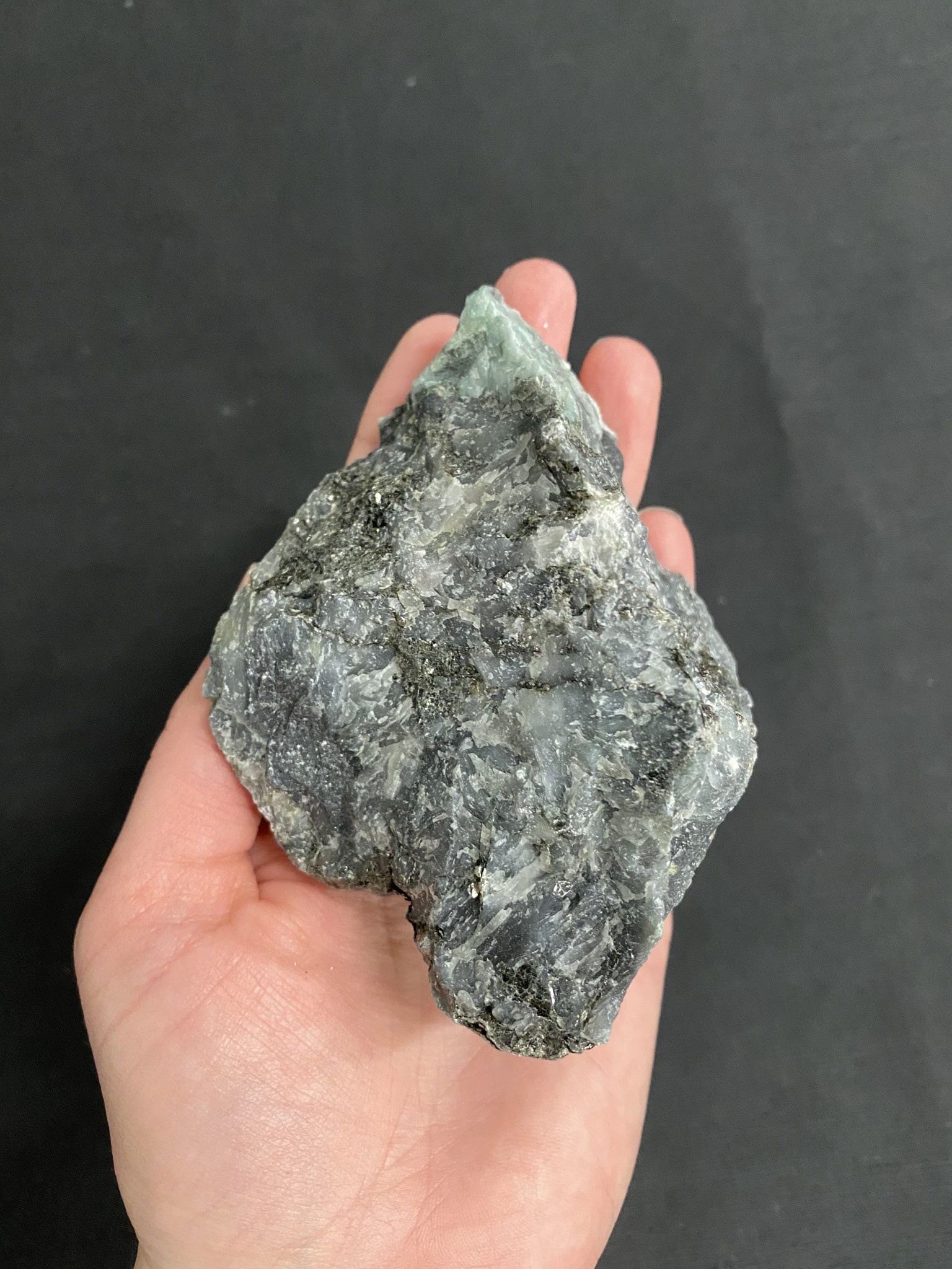 Rough Emerald in Matrix Size 5 [400-499gr] - The Raw Rock Shop Inc.