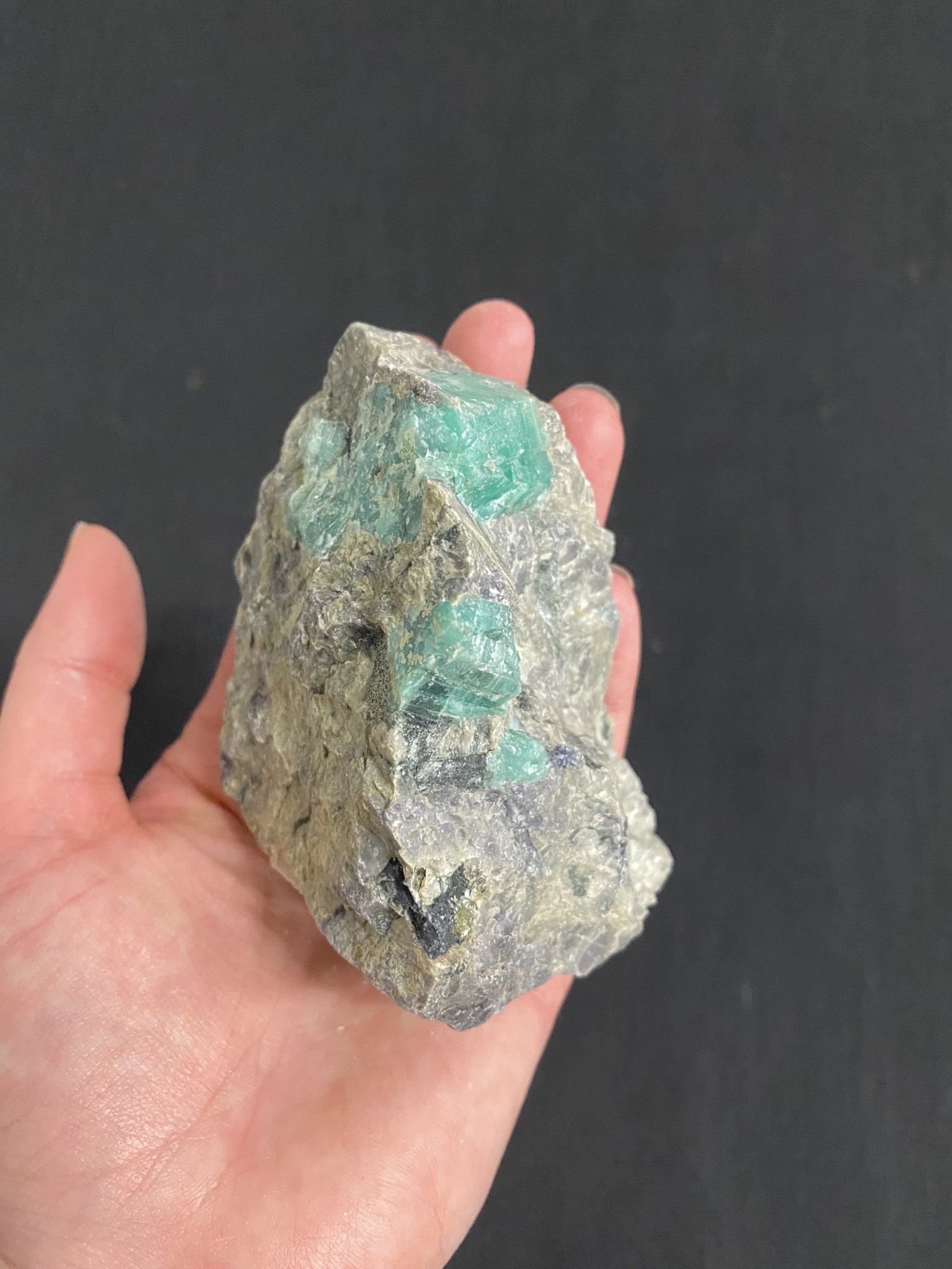 Rough Emerald in Matrix Size 4 [300-399gr] - The Raw Rock Shop Inc.