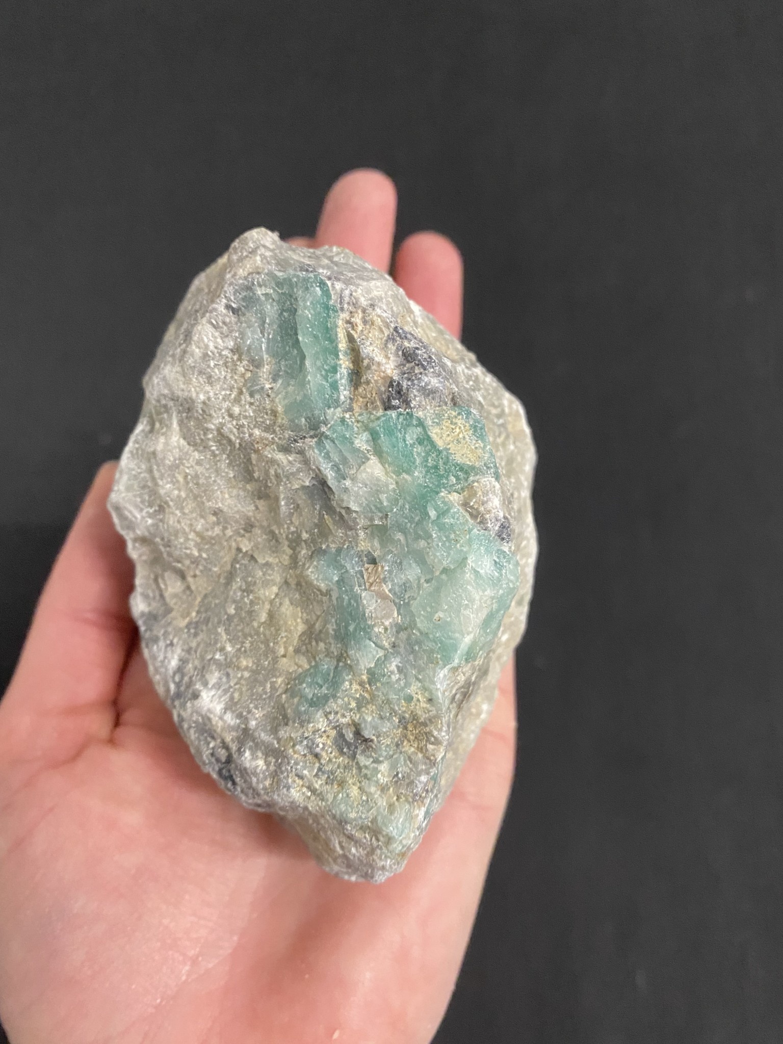 Rough Emerald in Matrix Size 5 [400-499gr] - The Raw Rock Shop Inc.