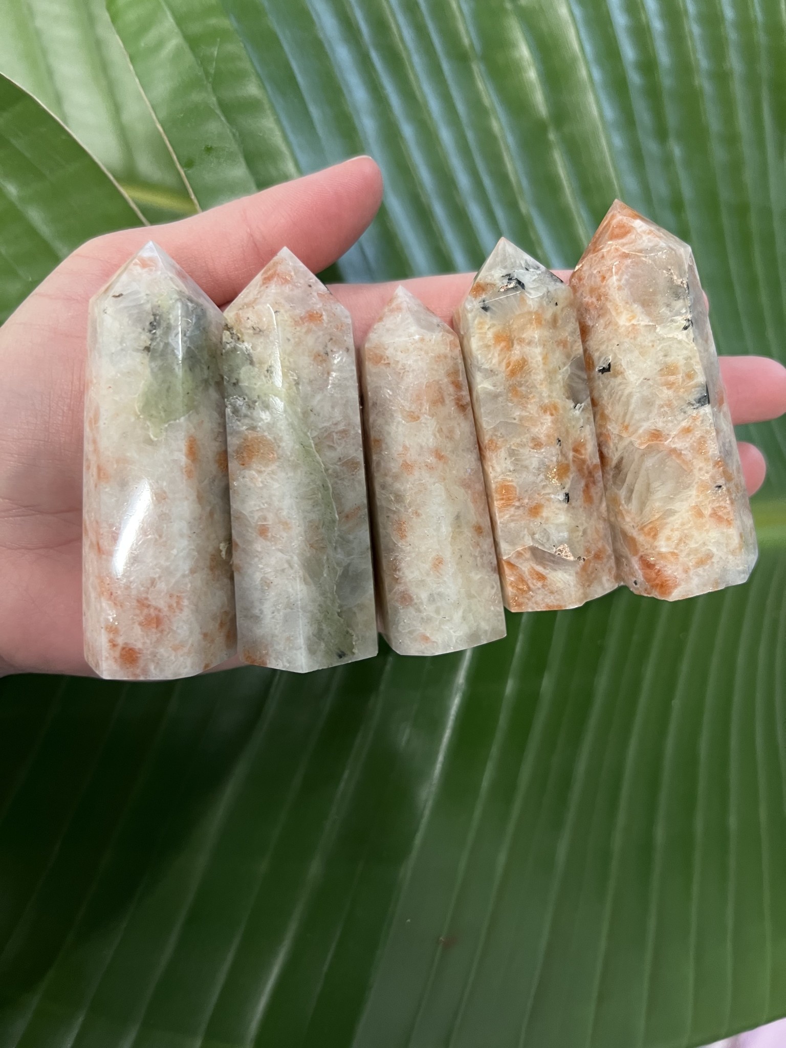 Indian Sunstone Point, Large [75-99gr] - The Raw Rock Shop Inc.