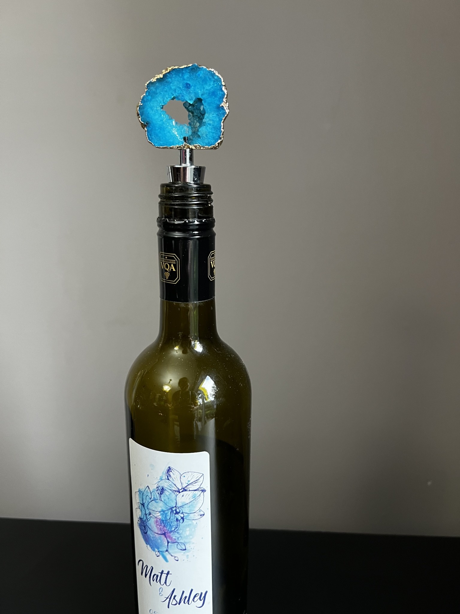 Geode Wine Bottle Toppers Gold Plated, Blue - The Raw Rock Shop Inc.