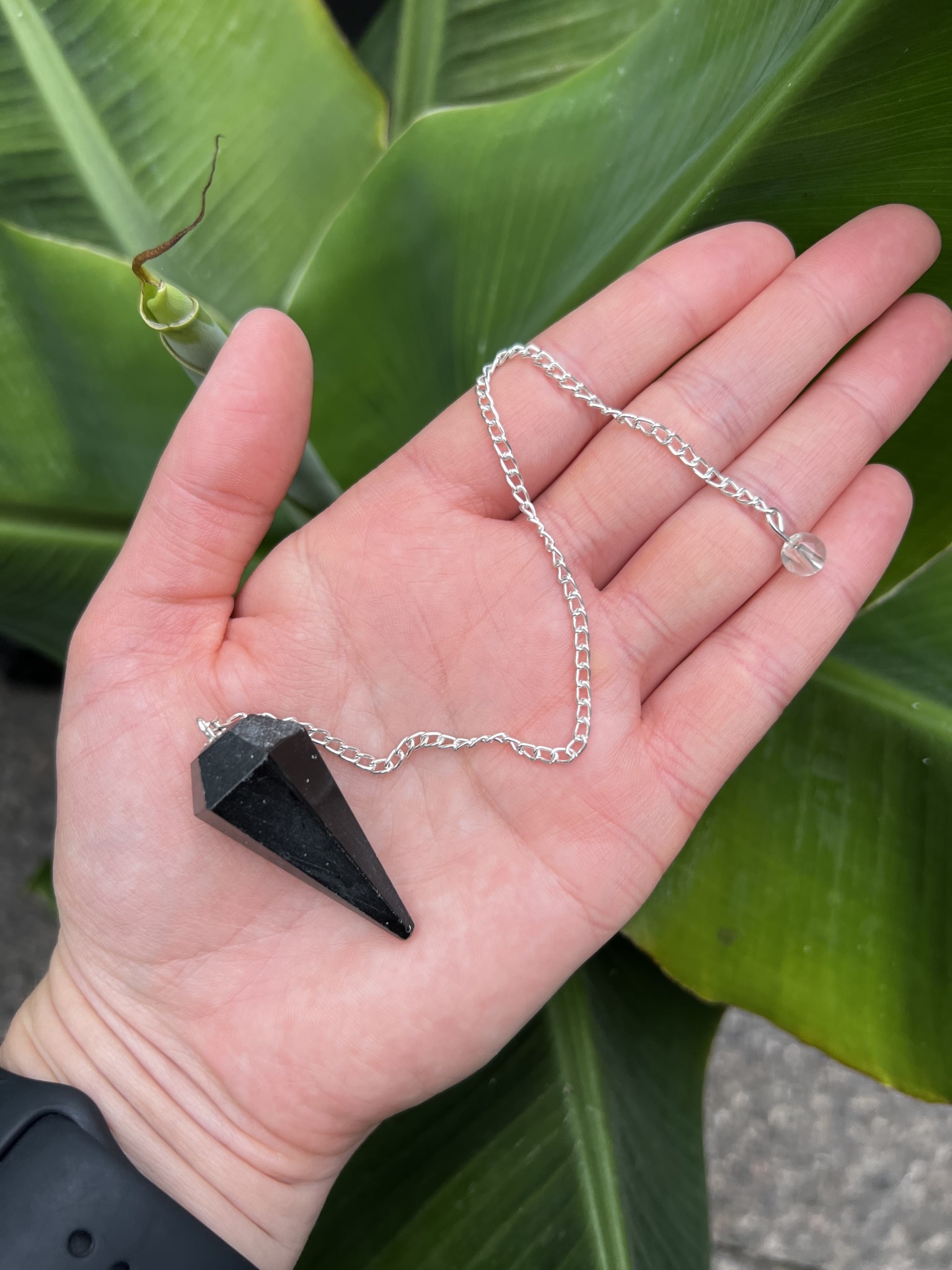 Black Tourmaline Pendulum - The Raw Rock Shop Inc.