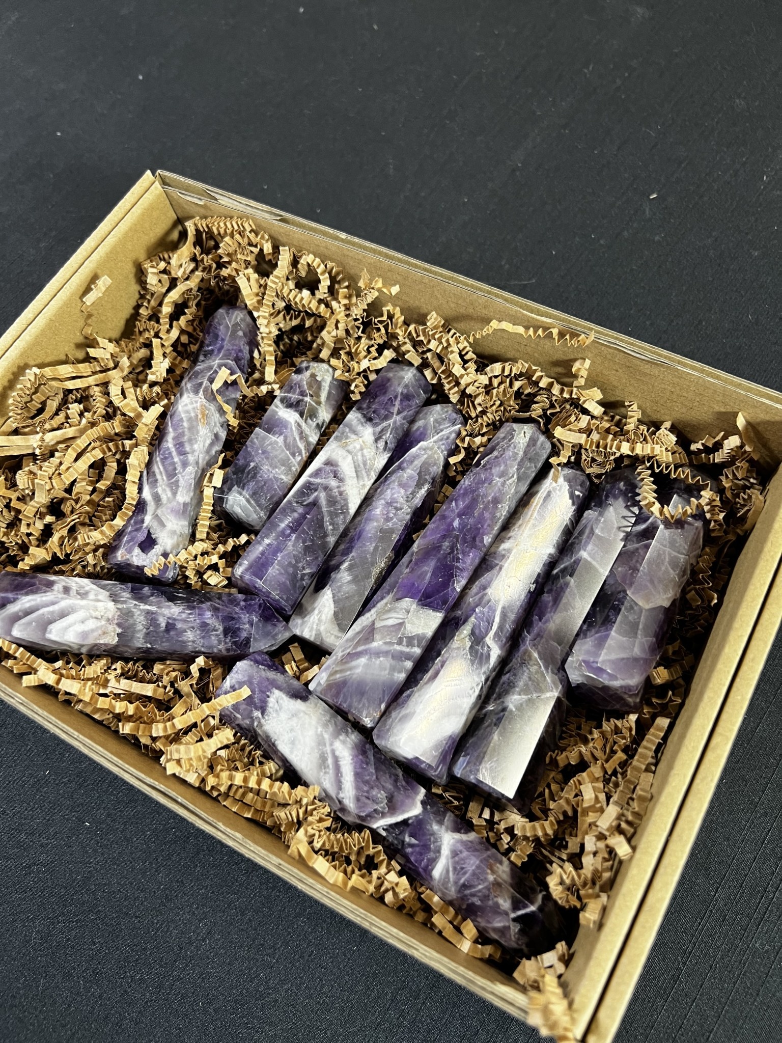 Chevron Amethyst Points 1KG bulk lot - The Raw Rock Shop Inc.