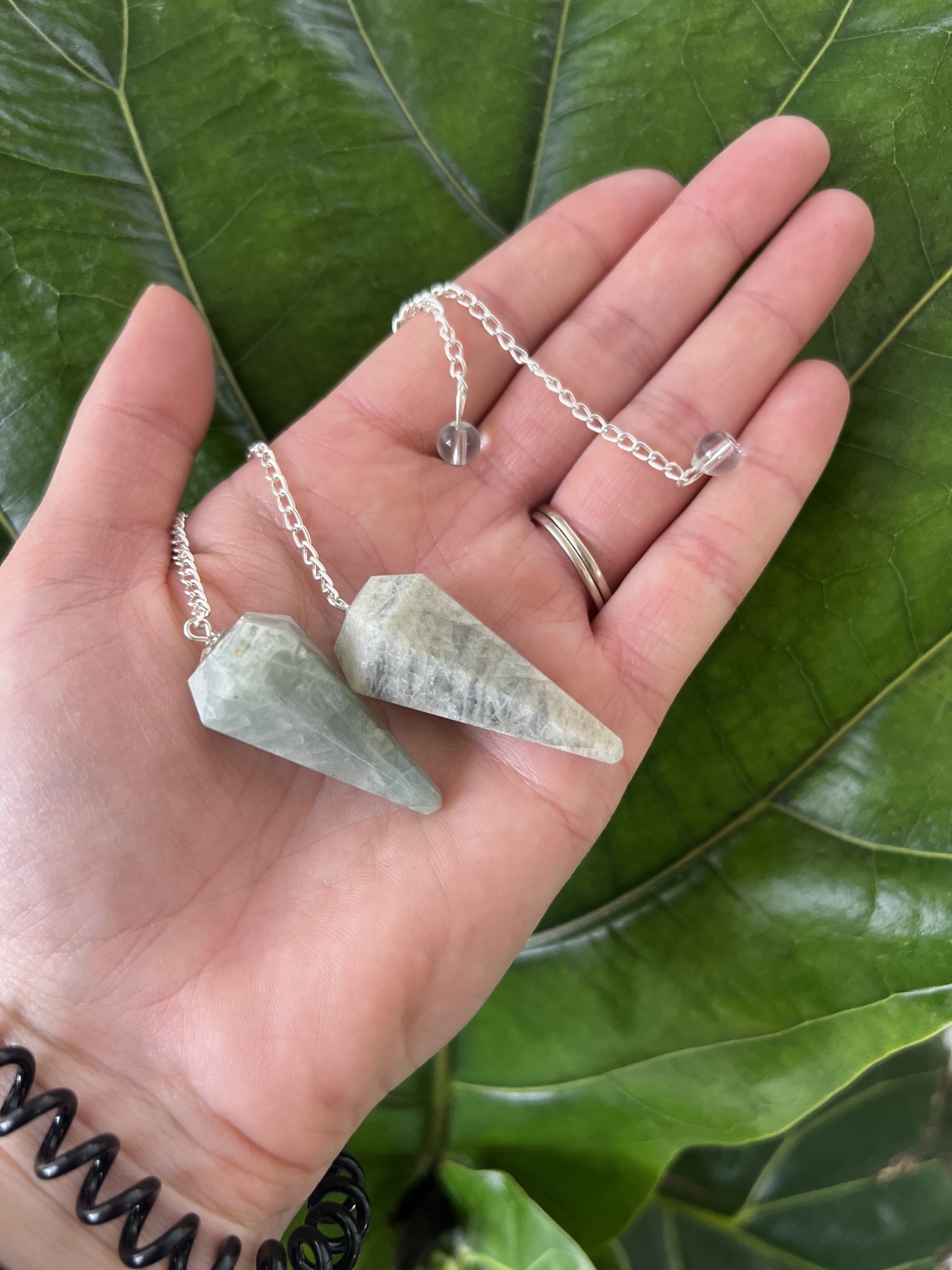 Aquamarine Pendulum - The Raw Rock Shop Inc.