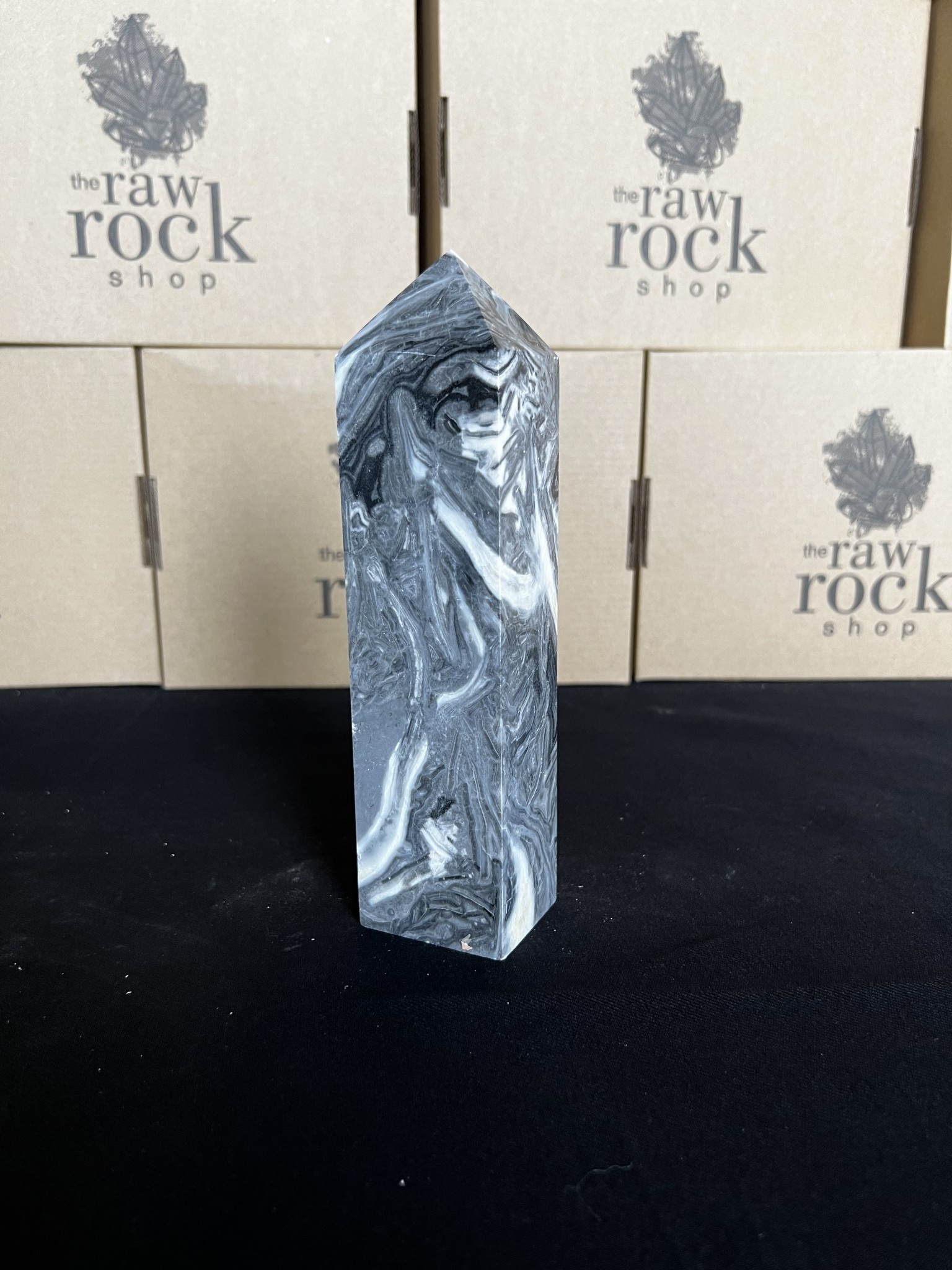 Shell Jasper Tower #1, 974gr - The Raw Rock Shop Inc.