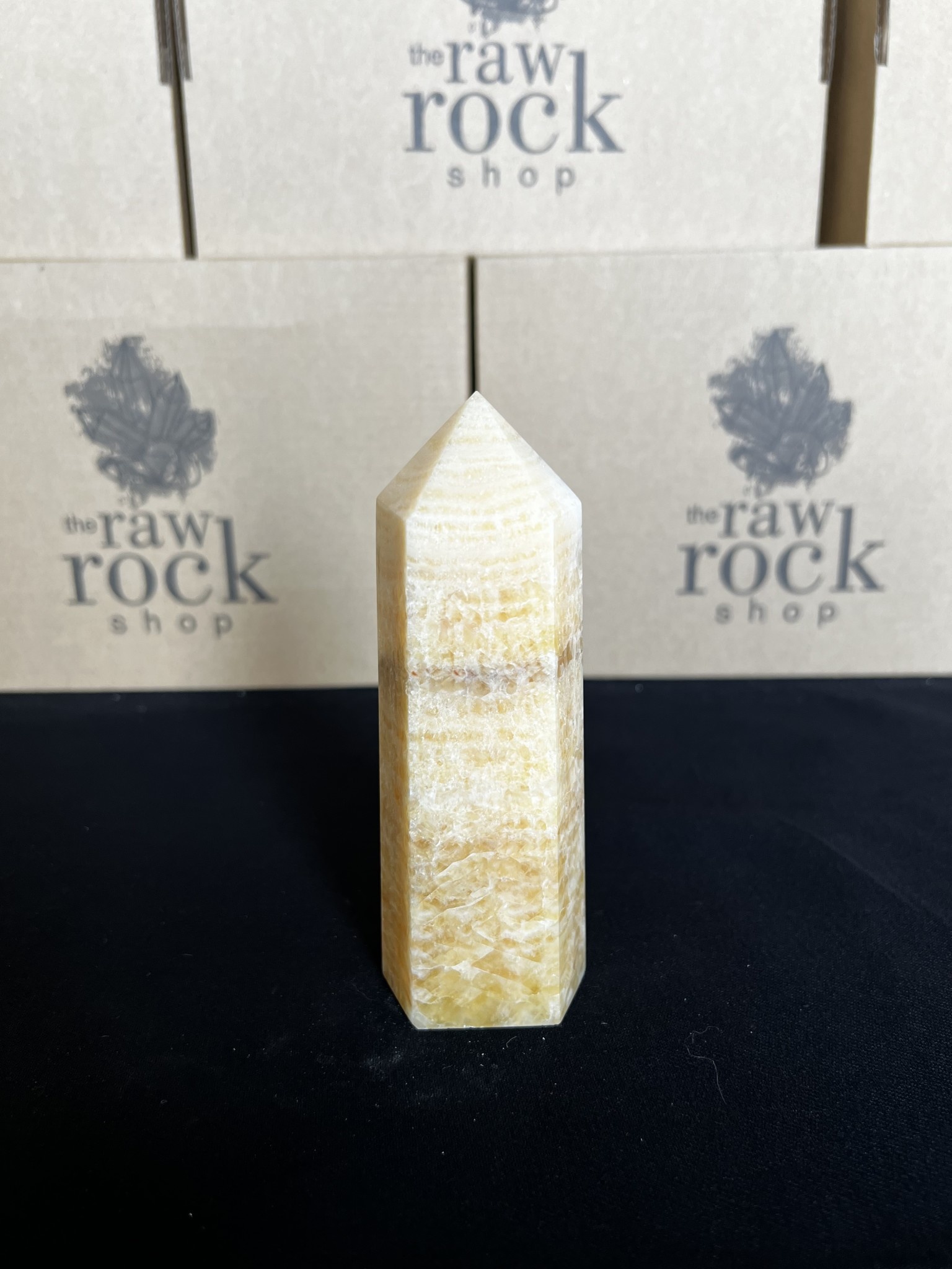Tri-Colour Calcite Tower #2, 492gr - The Raw Rock Shop Inc.
