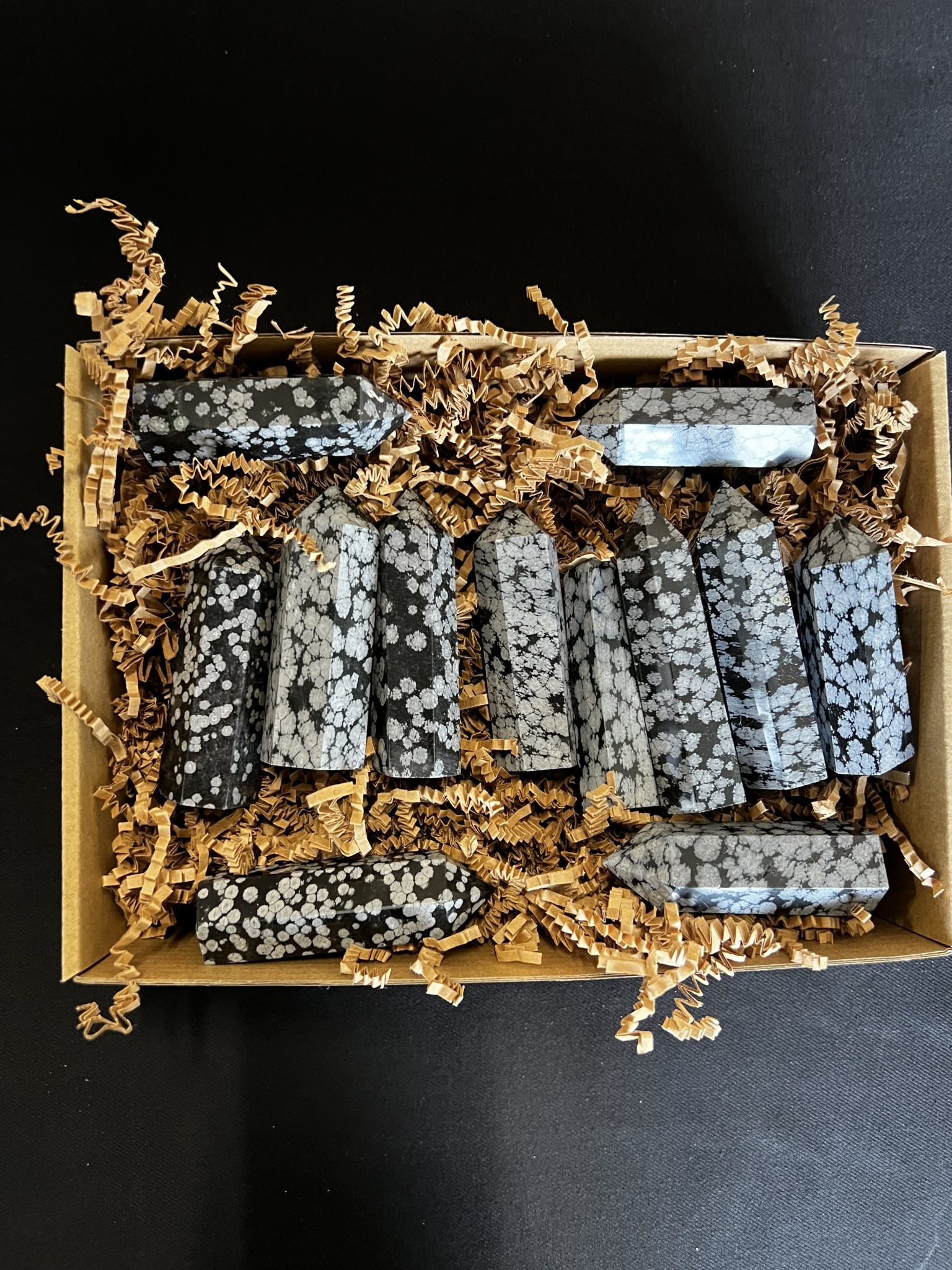 Snowflake Obsidian Points 1KG bulk lot - The Raw Rock Shop Inc.