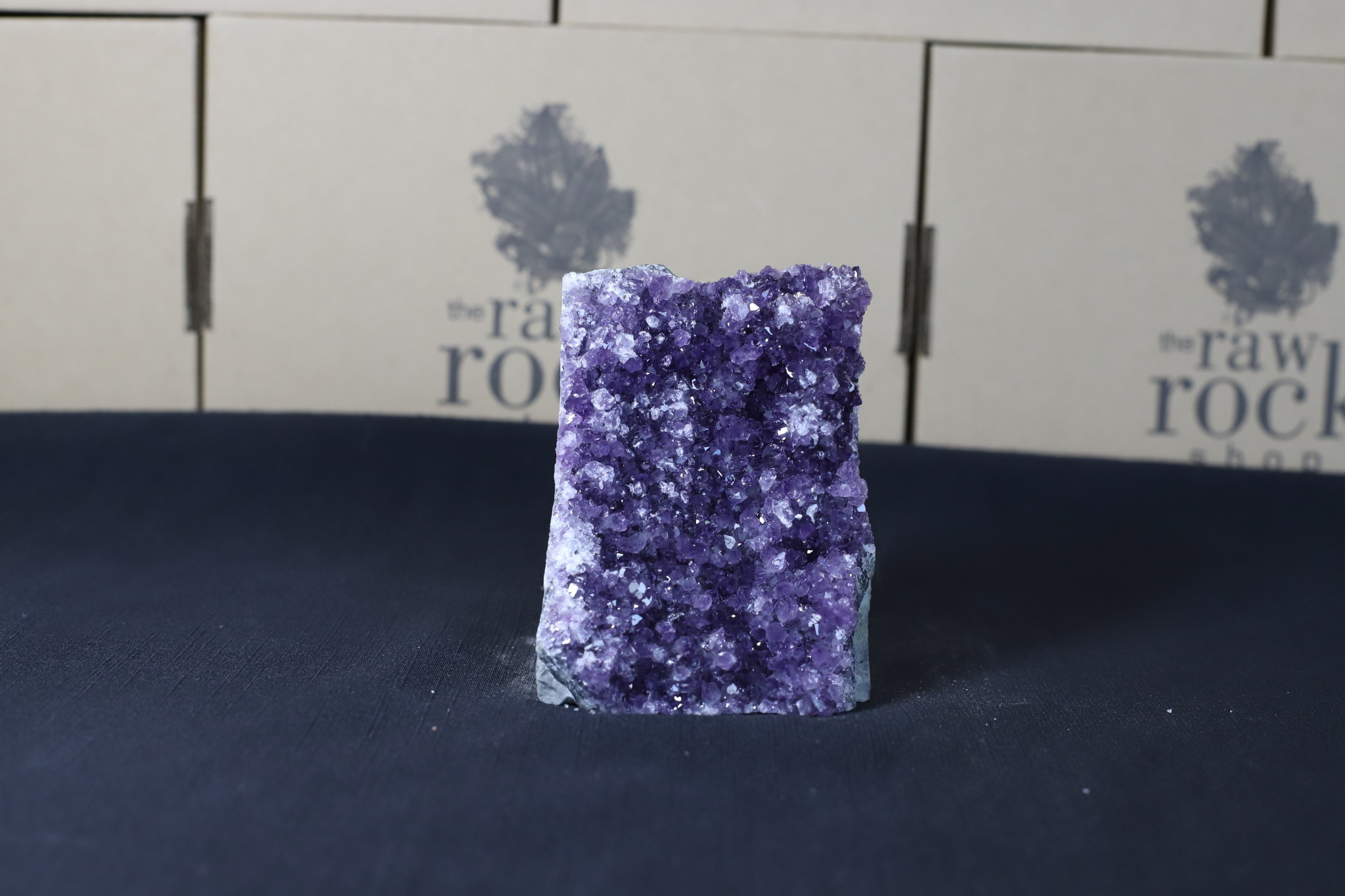 Amethyst Cut Base #236, 982gr - The Raw Rock Shop Inc.