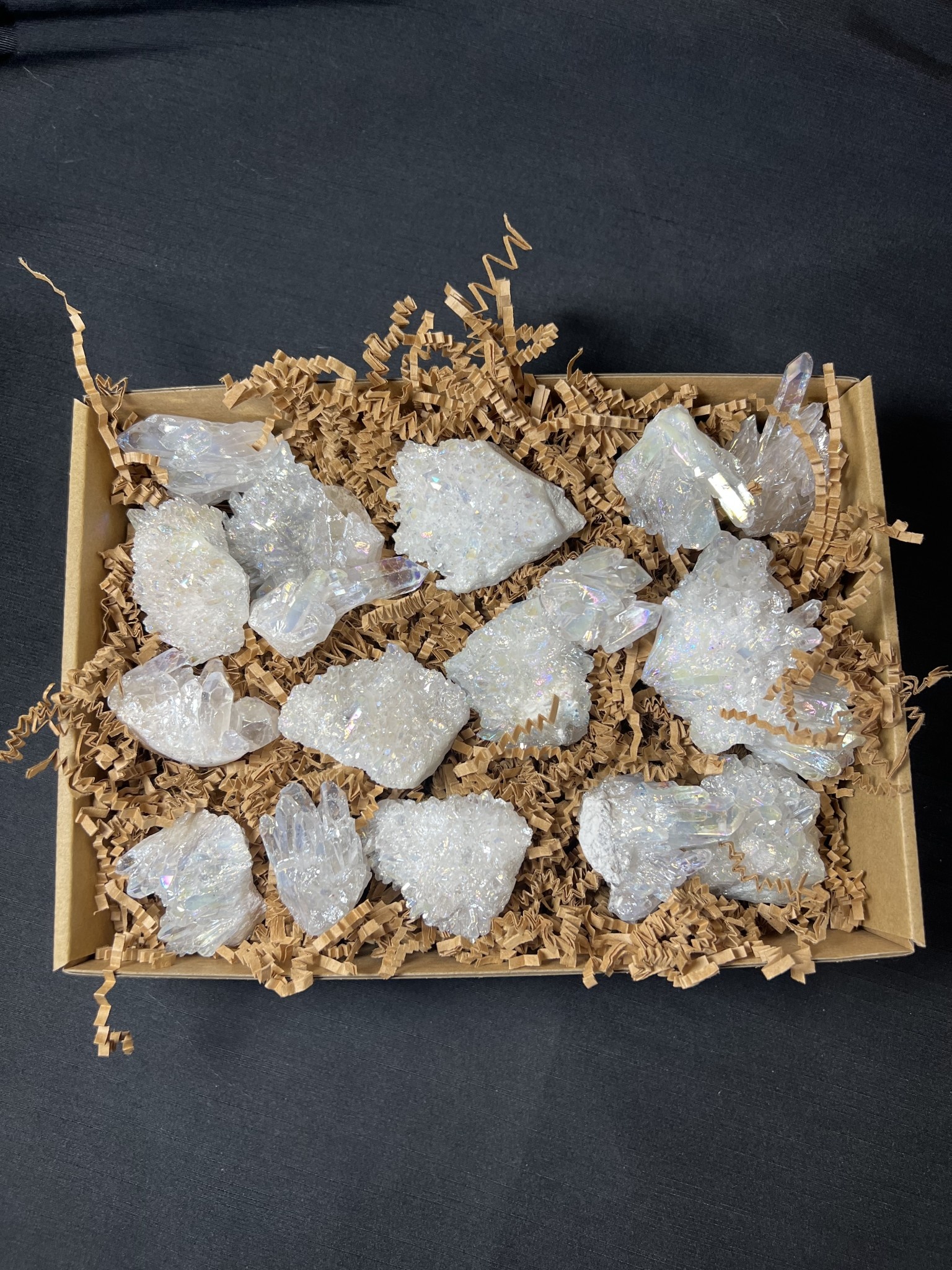 White Aura Quartz Clusters 1KG bulk lot - The Raw Rock Shop Inc.
