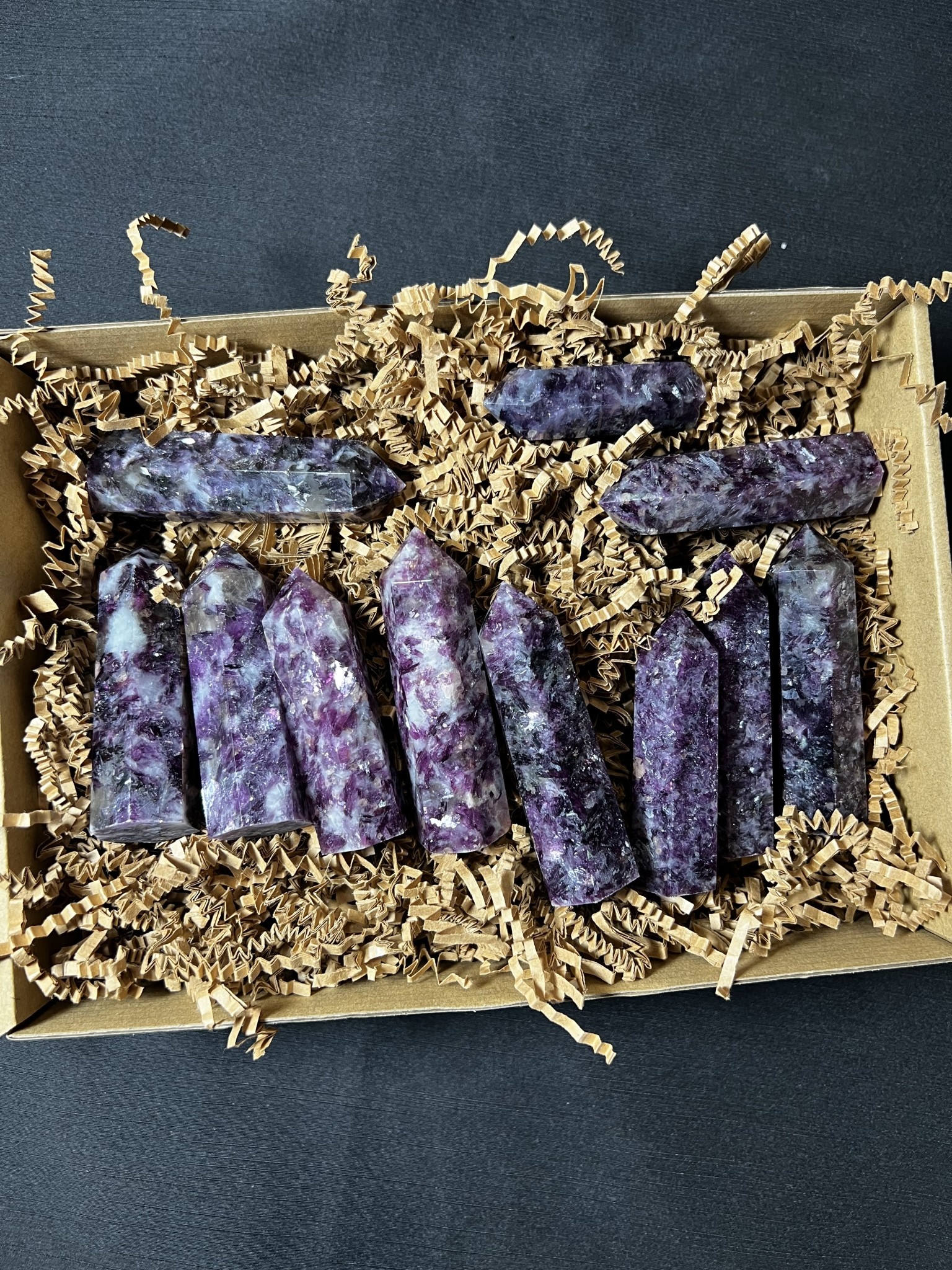 Lepidolite/Purple Mica Points 1KG bulk lot - The Raw Rock Shop Inc.