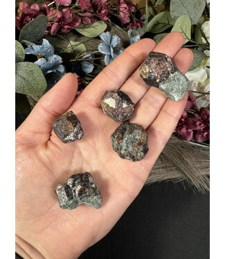 Rough/Raw Stones - The Raw Rock Shop Inc.