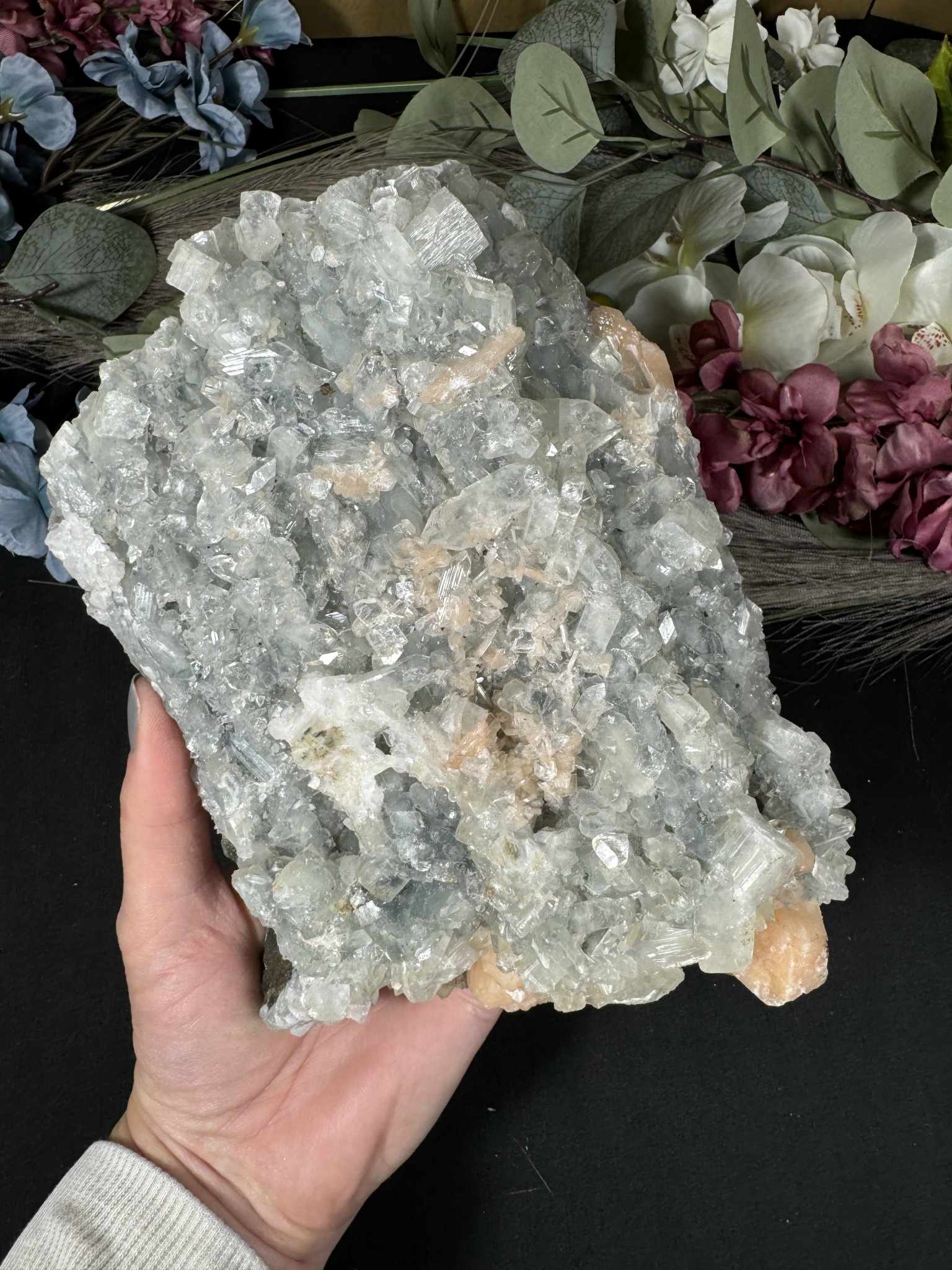 Apophyllite Specimen #1211, 1774gr - The Raw Rock Shop Inc.