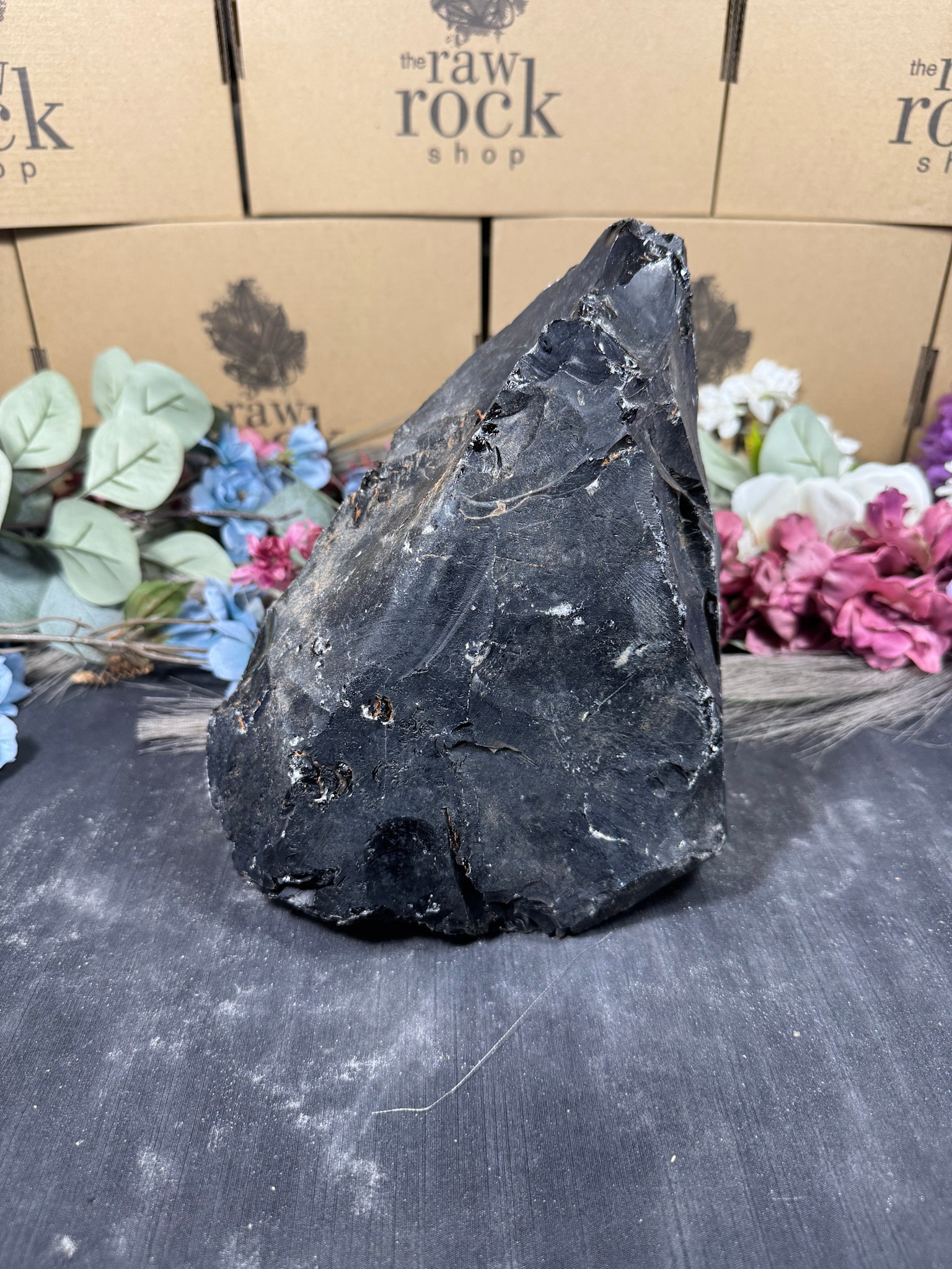 Rough Black Obsidian #43, 4140gr - The Raw Rock Shop Inc.