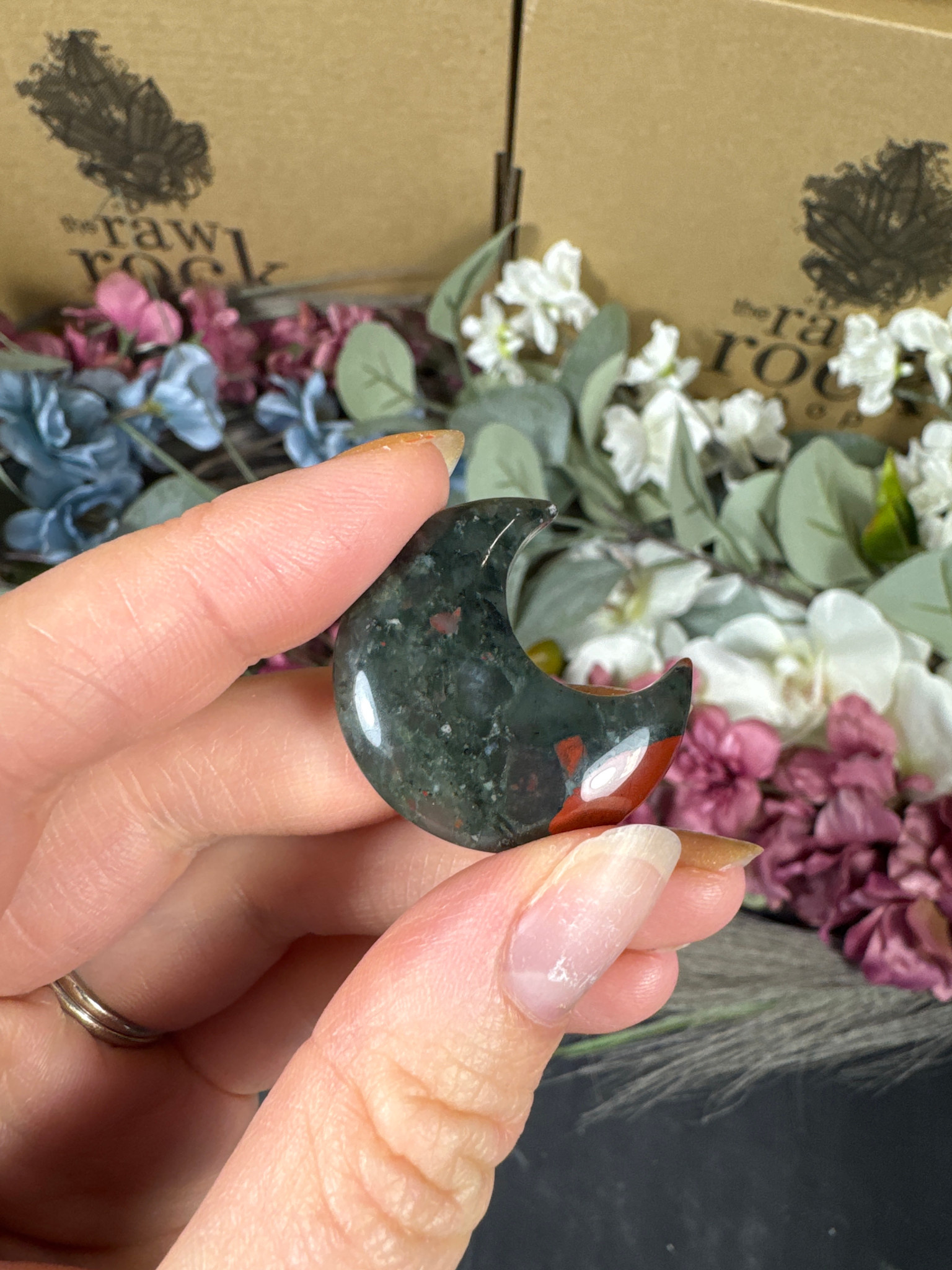 Mini Moon - The Raw Rock Shop Inc.