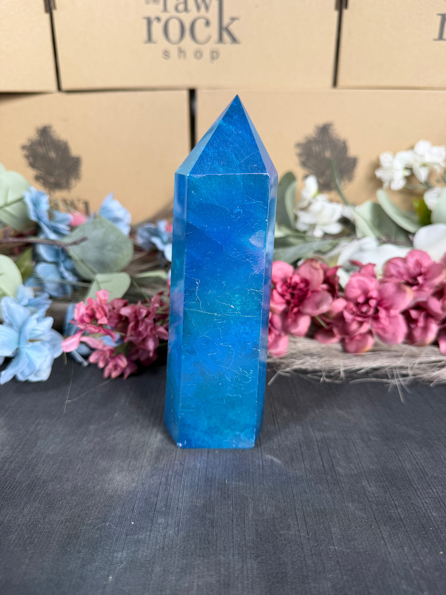 Blue Aura Quartz Tower #5, 418gr - The Raw Rock Shop Inc.