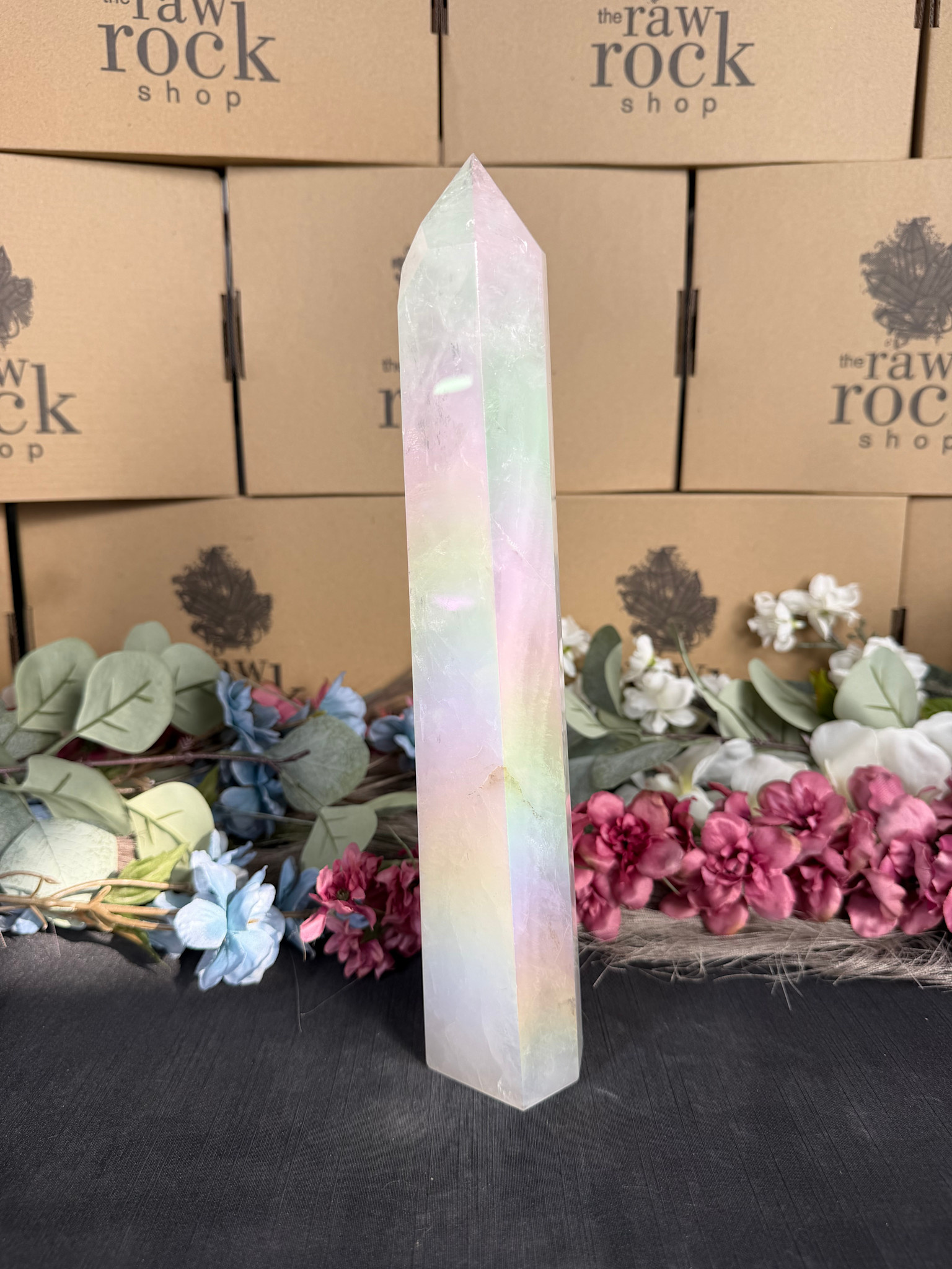 White Aura Quartz Tower #5, 1008gr - The Raw Rock Shop Inc.
