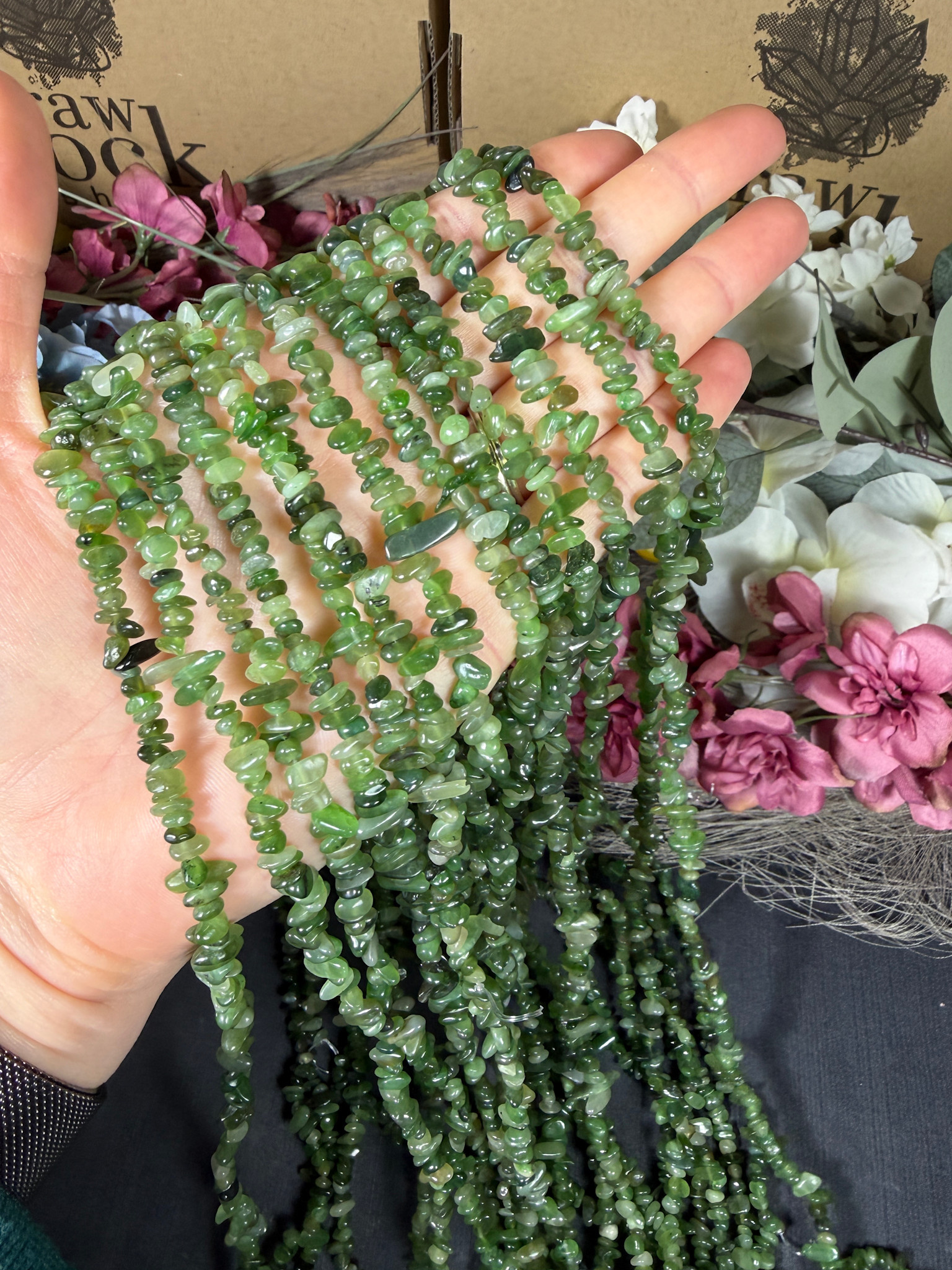 Canadian Jade Chip Beads Polished 31.5" Strand - The Raw Rock Shop Inc.