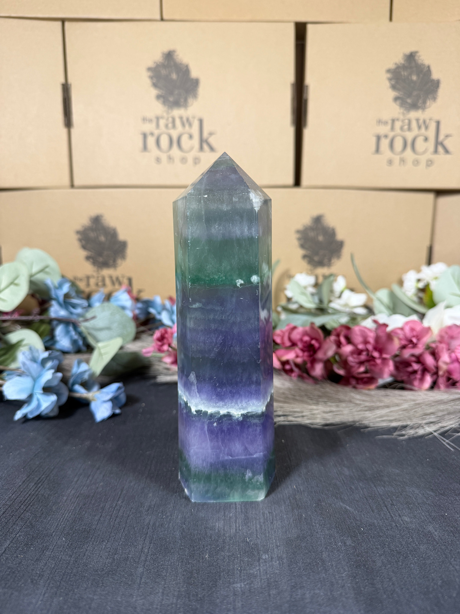 Rainbow Fluorite Tower #100, 1020gr - The Raw Rock Shop Inc.