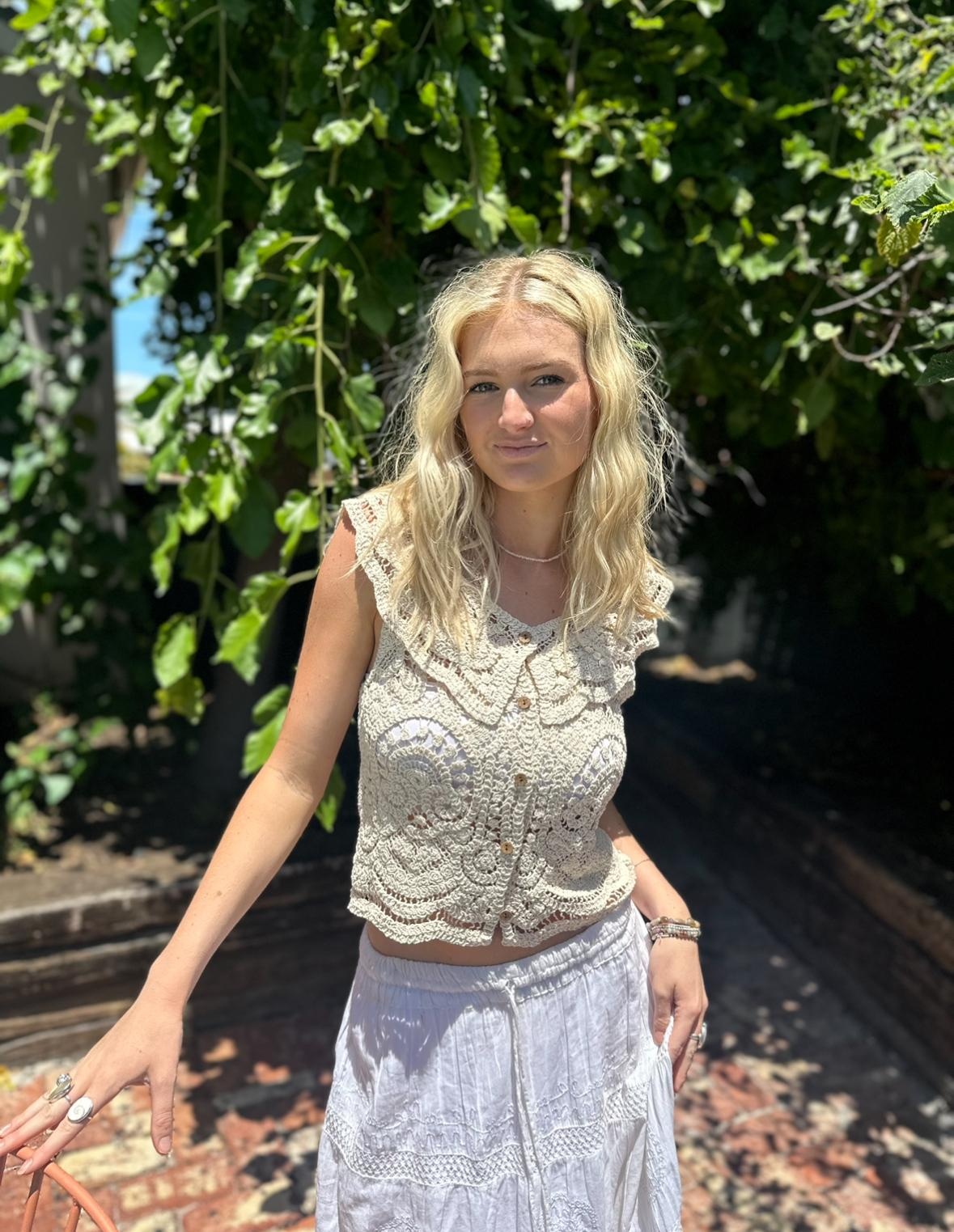 TOP 54016167 CROCHET LACE FRILL VEST VINTAGE CREAM - Naked Gypsy