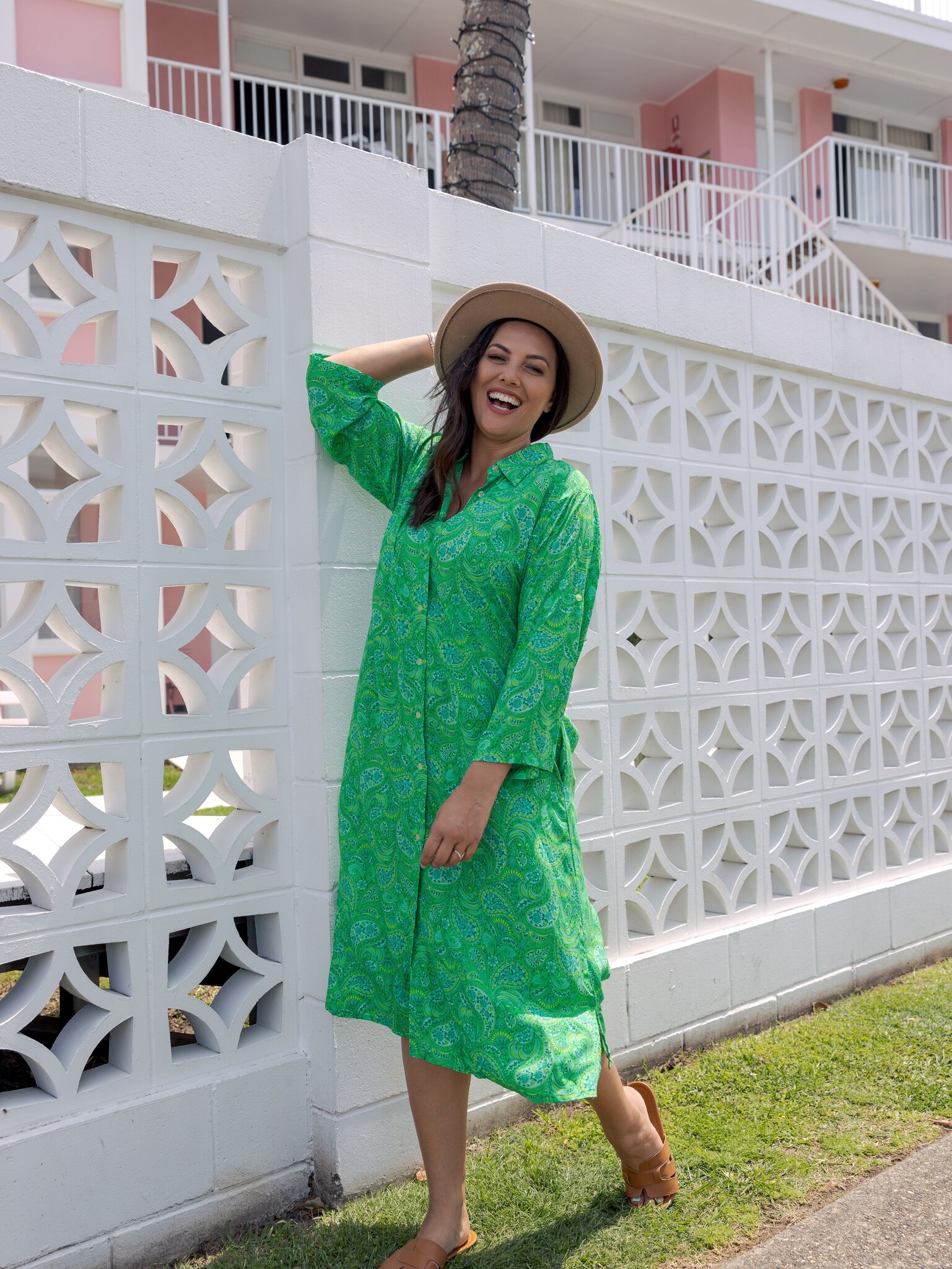 DRESS HS433P155 RETREAT MIDI SHIRT LIME CORDIAL - Naked Gypsy