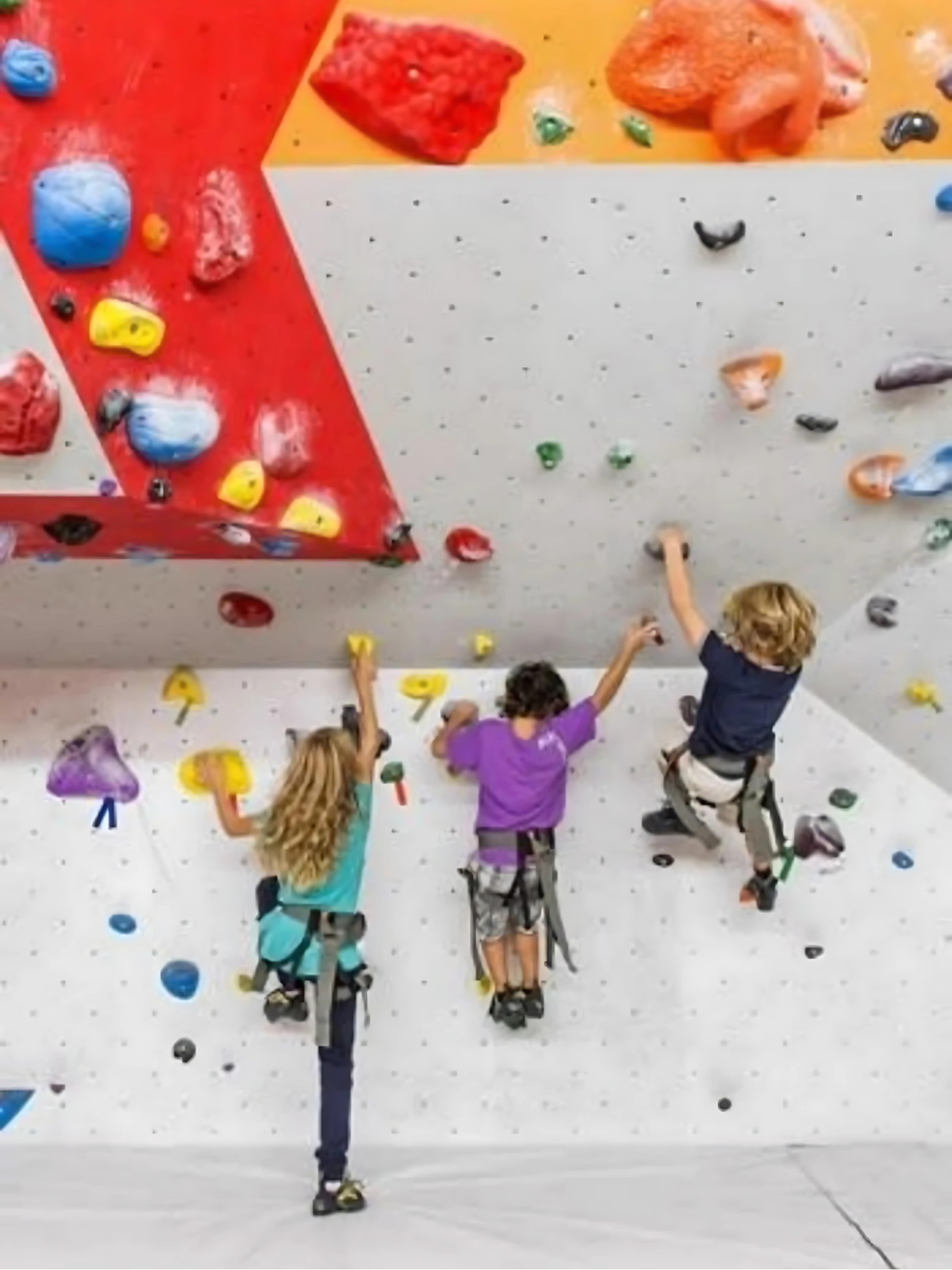 Cours d'escalade junior | Maïkan Aventure - Maïkan Aventure