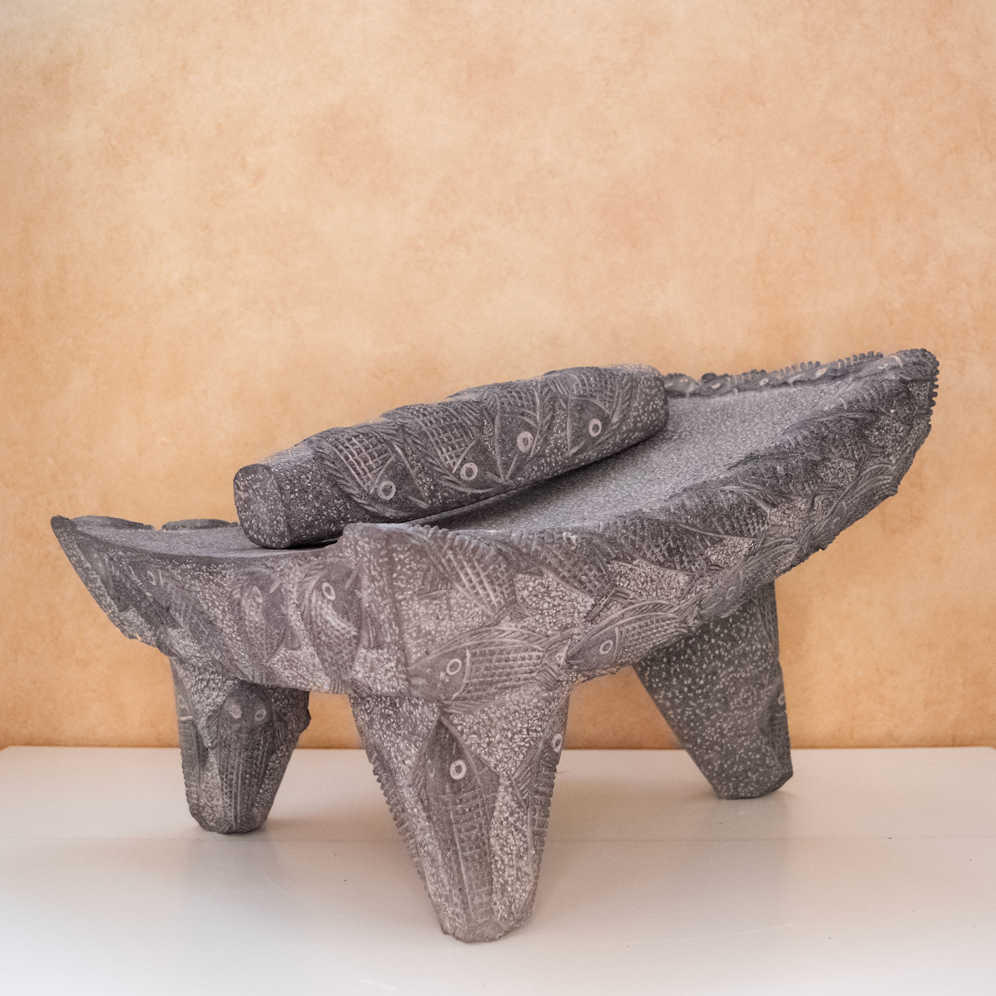 METATE CON PESCADOS - MUY MEXICANAS
