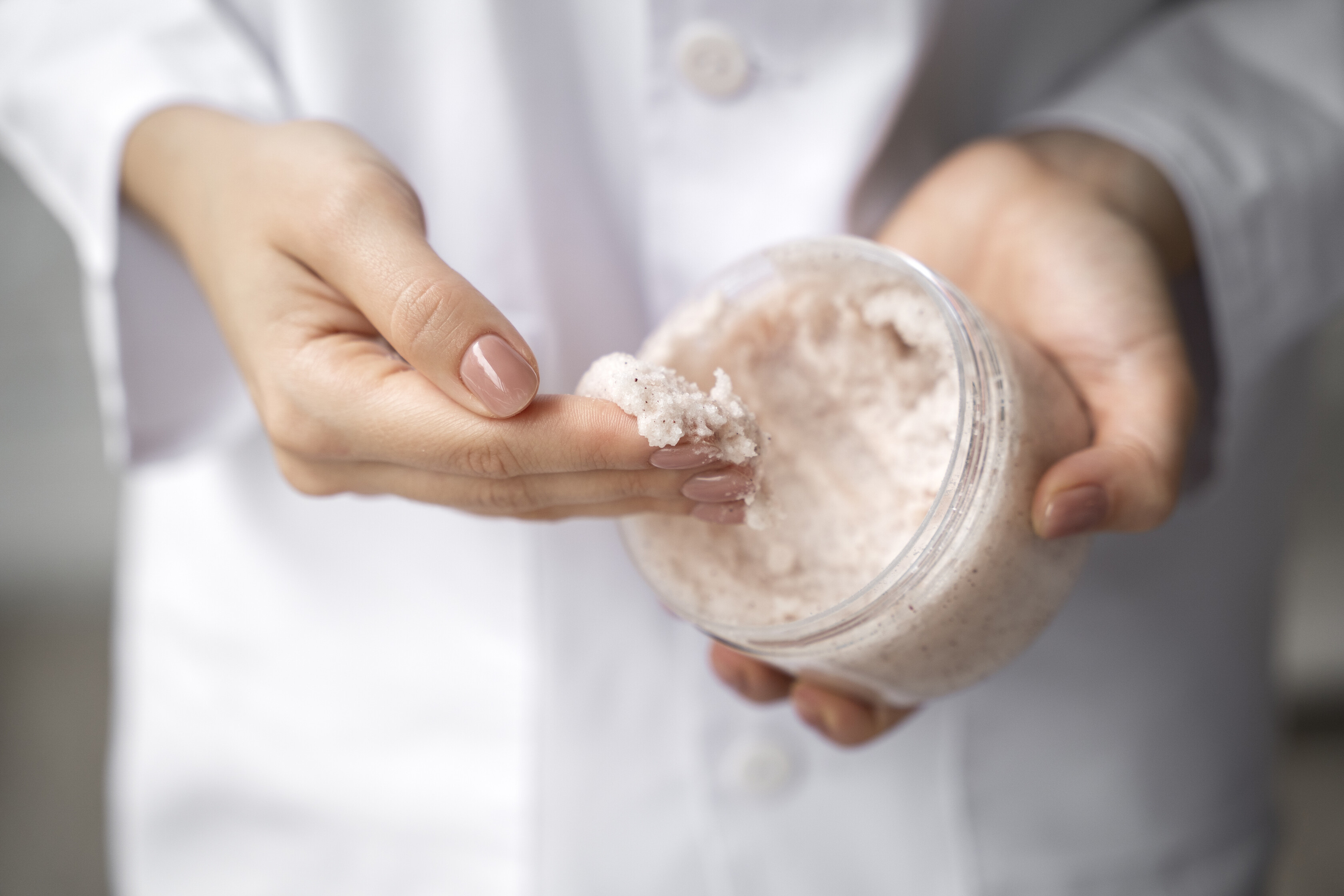 How to Use Body Scrubs for Healthy, Smooth Winter Skin - Hazelwood