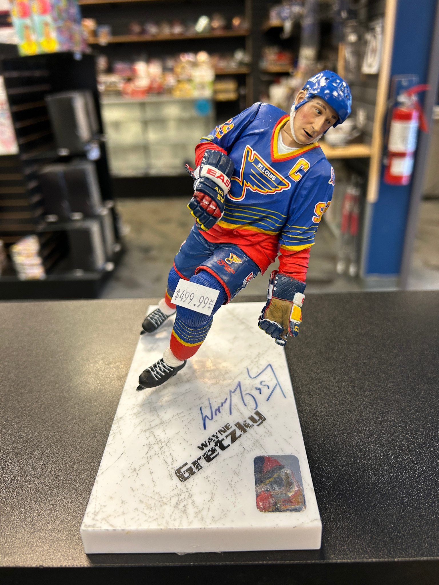 MCFARLANES WAYNE GRETZKY ST LOUIS BLUES SIGNED WGA COA - CanCentral ...