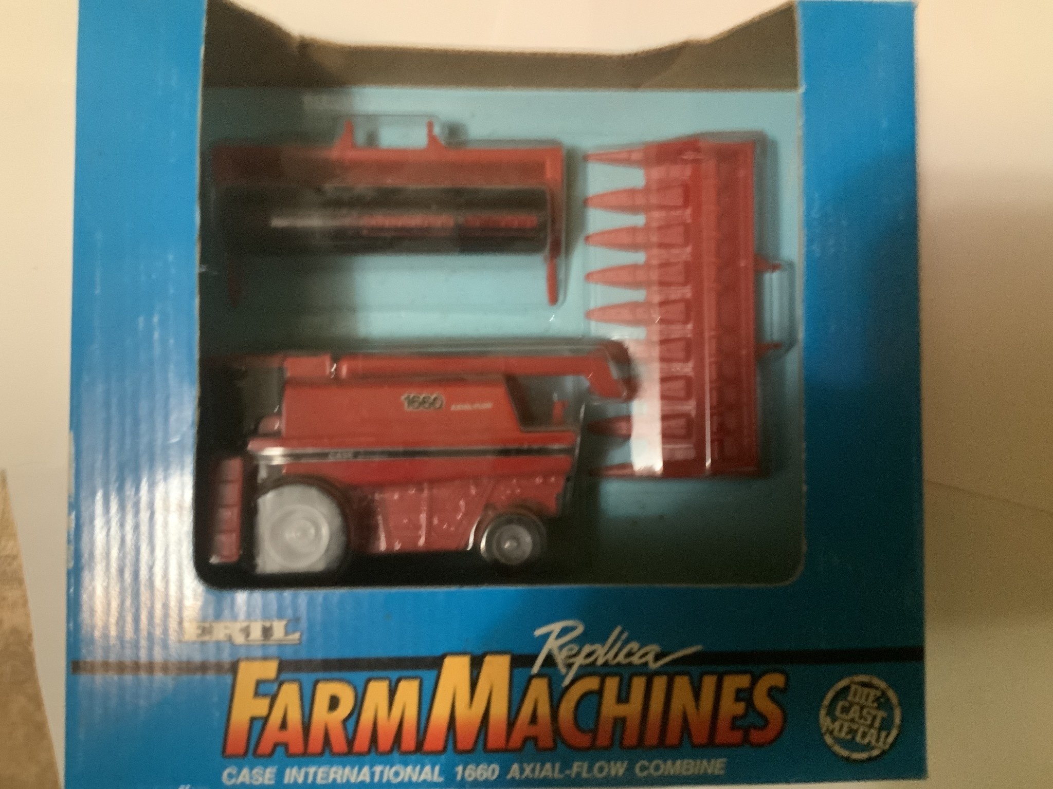 CaseIH axial flow 1660 combine farm machines - SNS Farm Toys