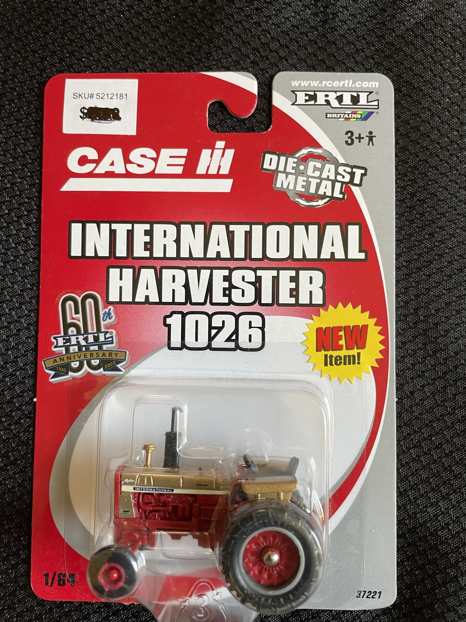 International Harvester 1/64 International Harvester Farmall 1026 WF Gold Demonstrator - SNS ...