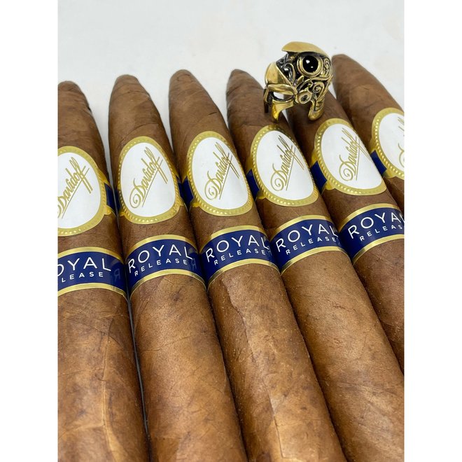 Davidoff Royal Cigars Online - Cigar Spartan
