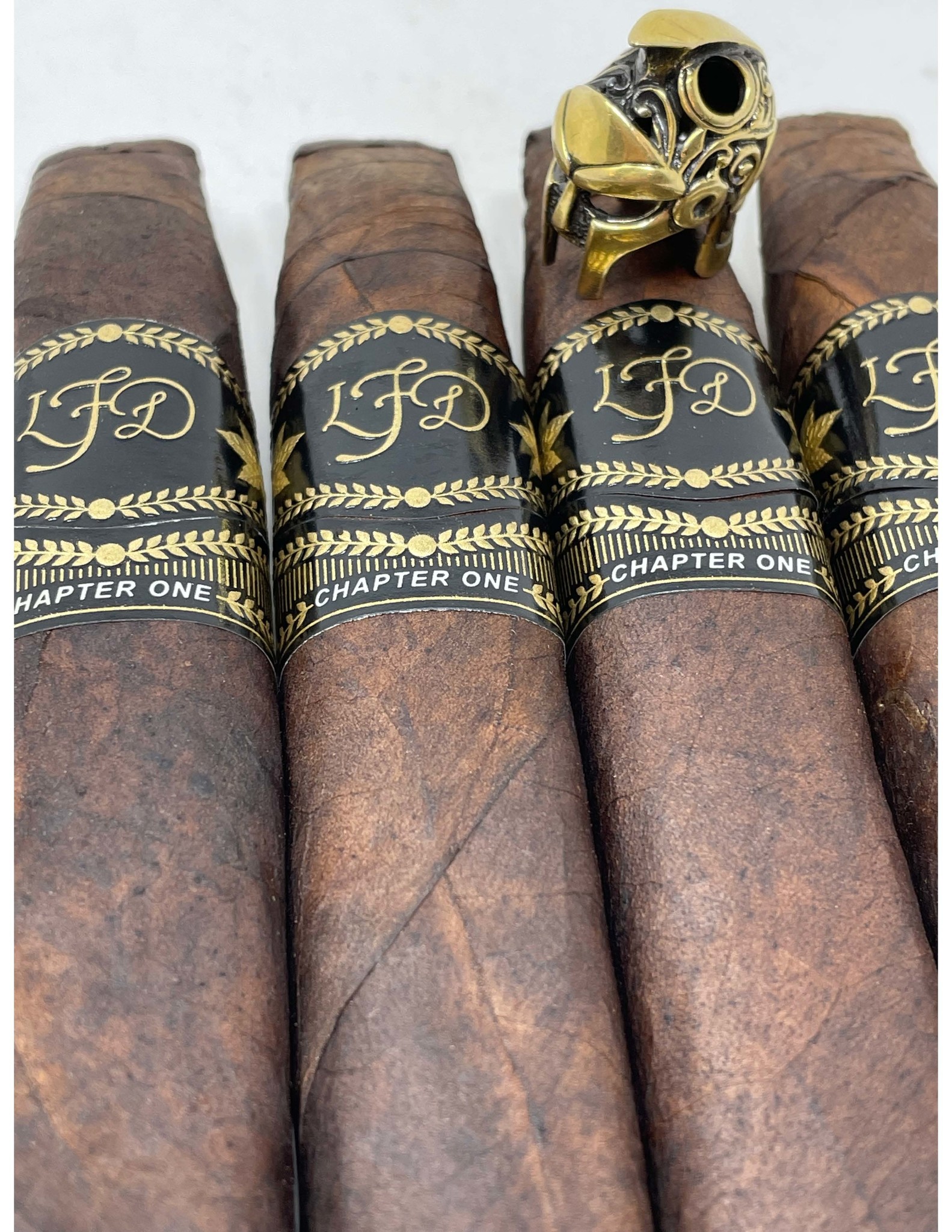 La Flor Dominicana Chapter I Chisel 58 X 6 1/2 - Cigar Spartan