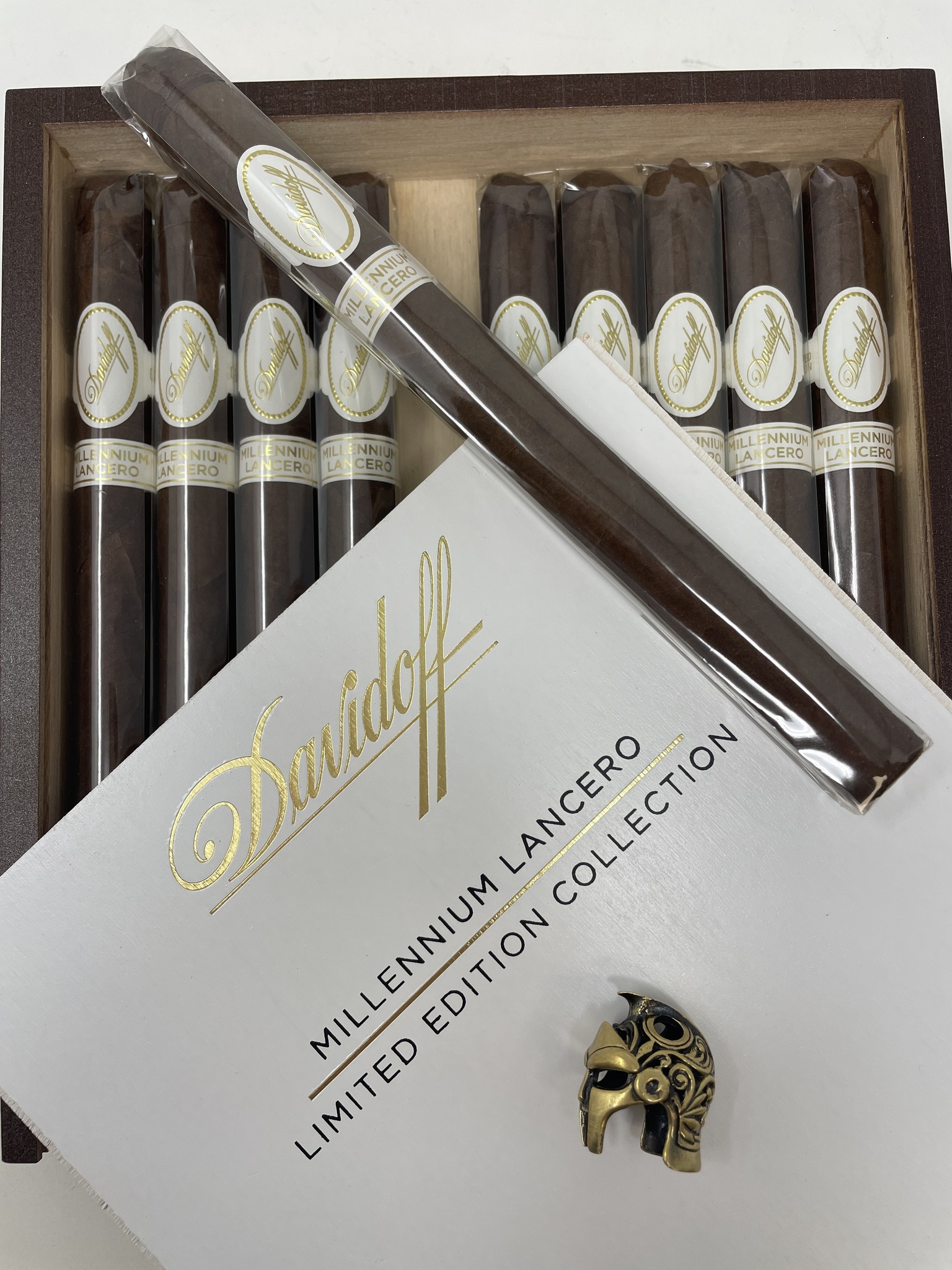 Davidoff Millennium Lancero LE2023 40 x 7 - Cigar Spartan