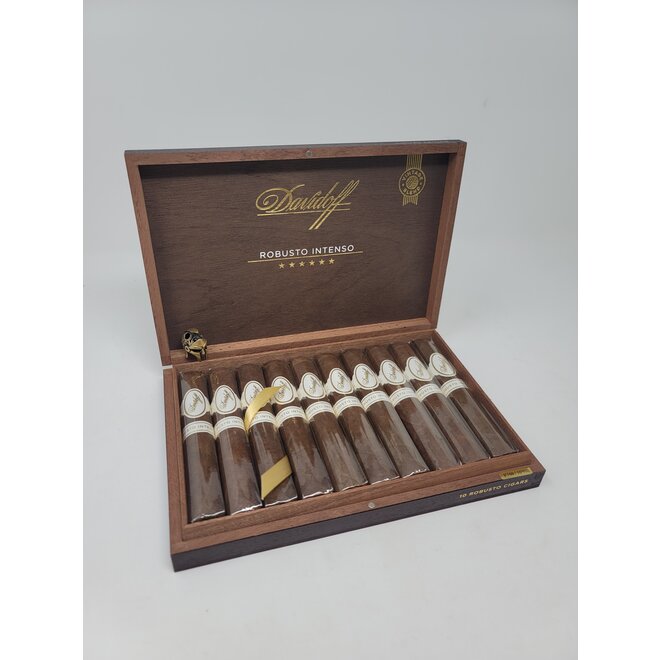 The Spartan Vault - Cigar Spartan