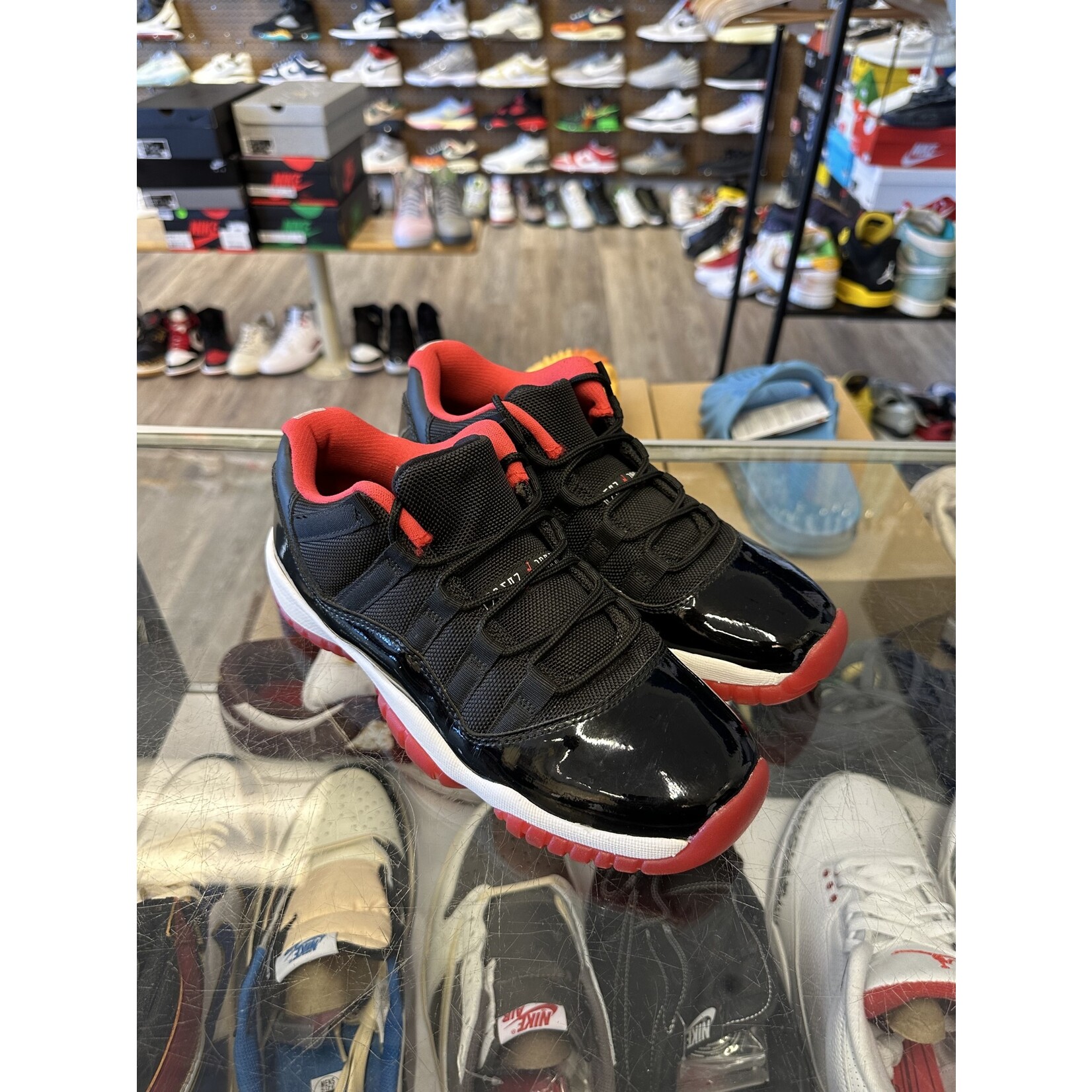 Jordan 11 Bred Box