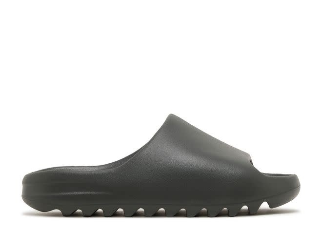 adidas-adidas-yeezy-slide-dark adidas-adidas-yeezy-slide-dark