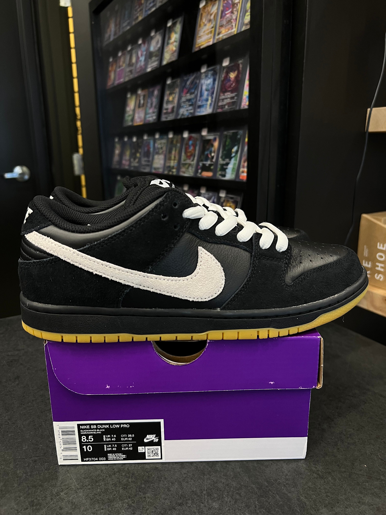 Nike Nike Dunk Low Pro SB Black White Gum Size 8.5, PREOWNED - SoleSeattle