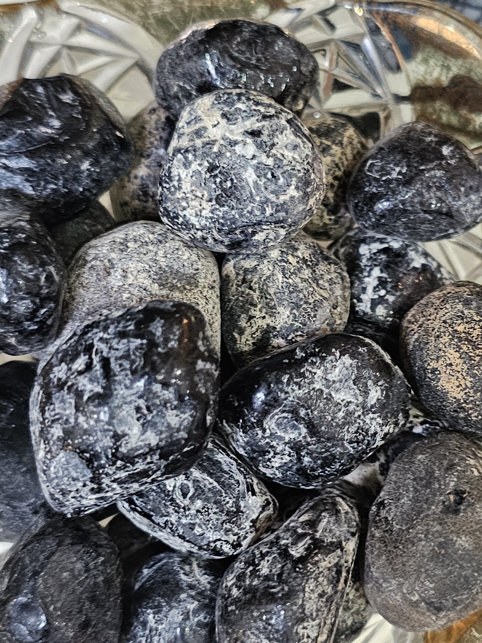 Apache Tears Rough Tumbled - Energy Within Crystals