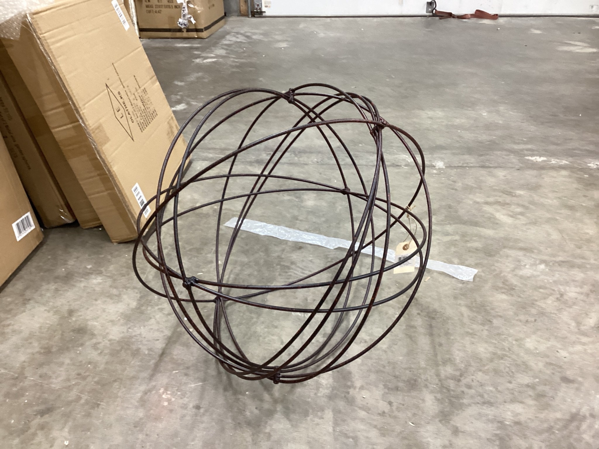 20" Wire Garden Sphere - The Fabulous Fern