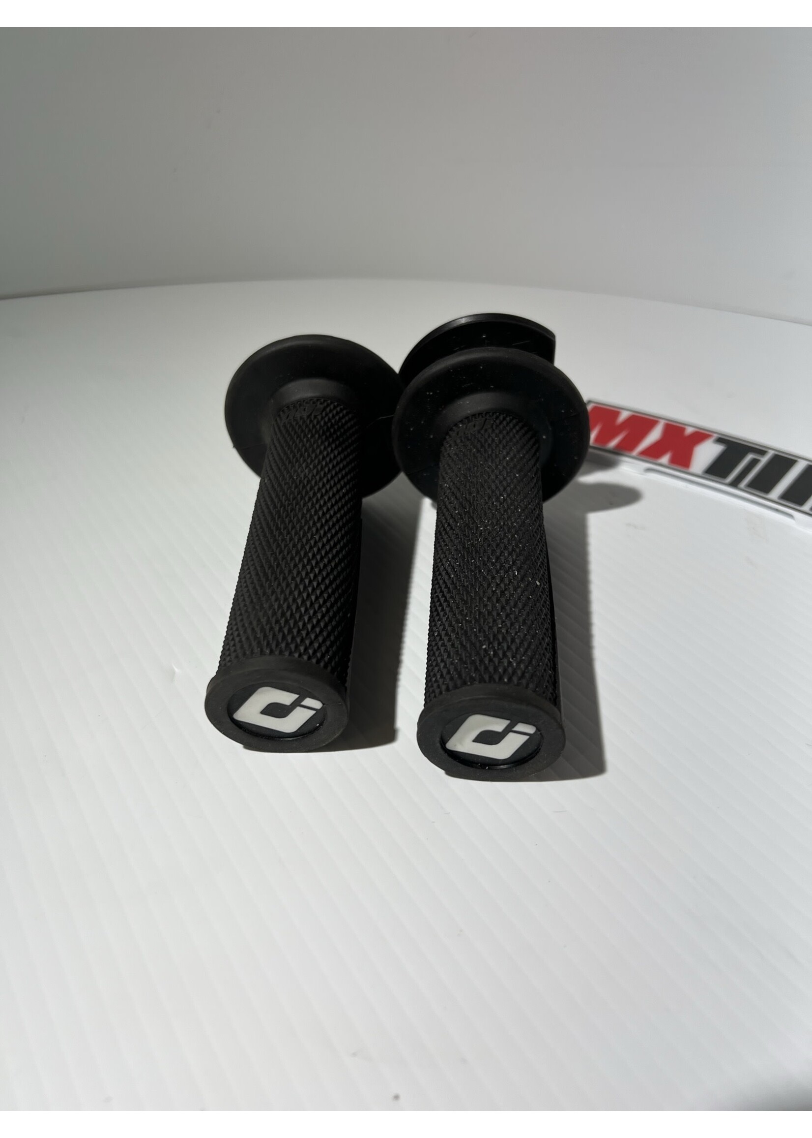 KTM / GASGAS / HUSQVARNA KTM OEM ODI HAND GRIP SET W/ THROTTLE TUBE ...