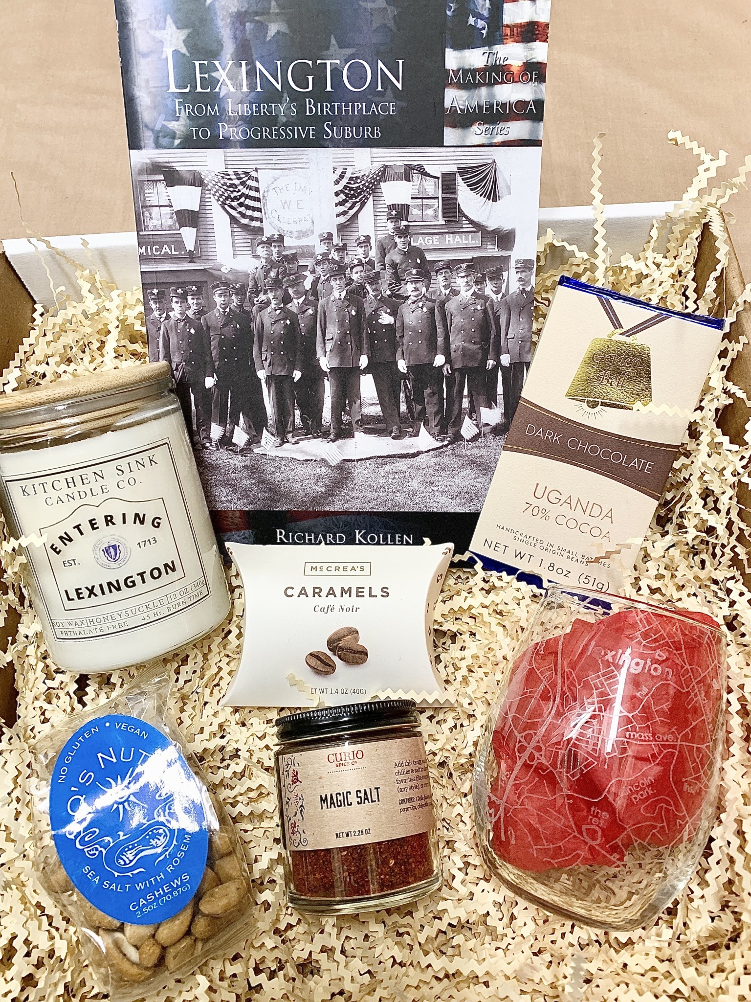 Welcome to Lexington "Made with ️ in New England" Gift Box - Maxima ...