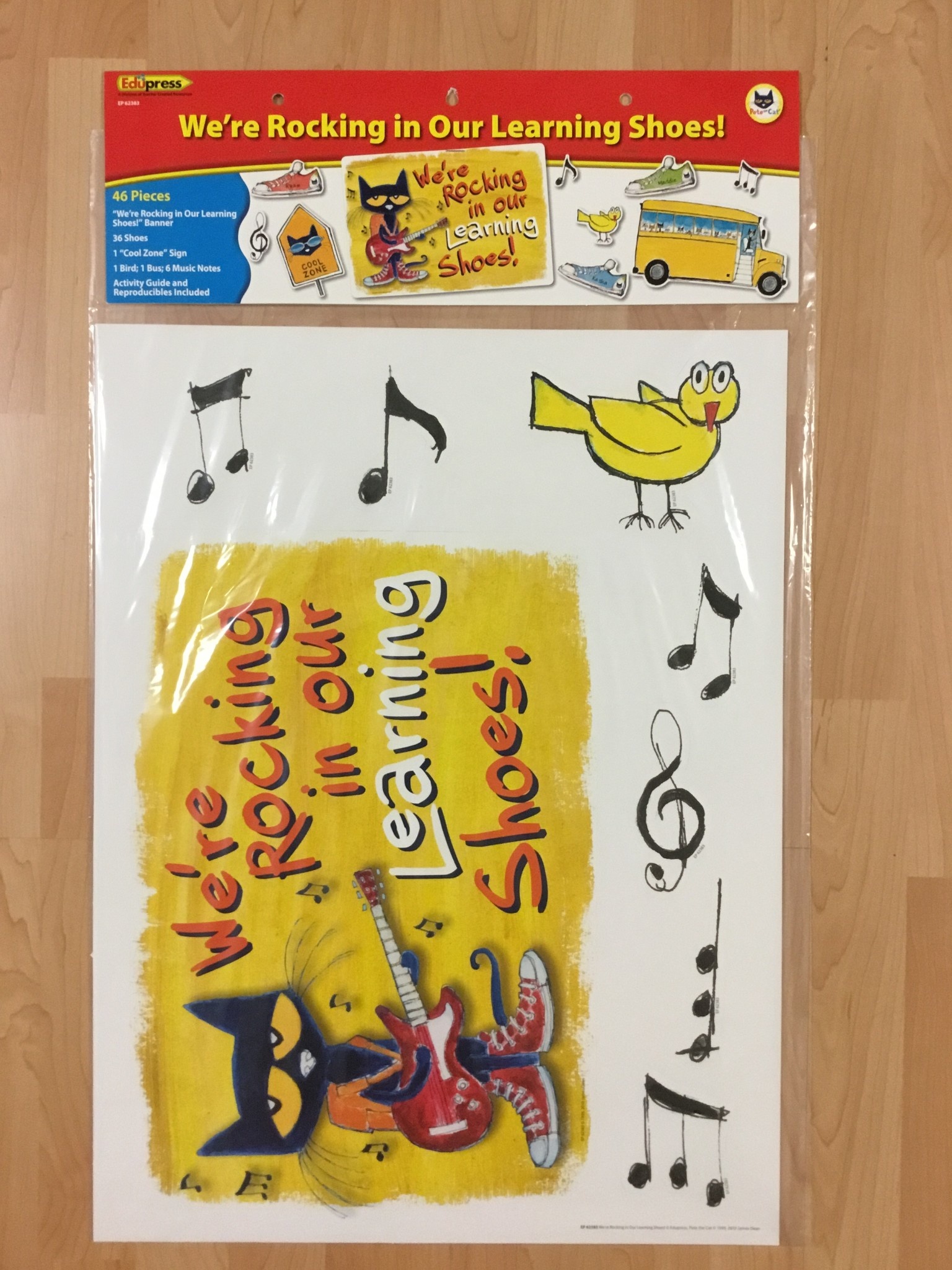 Pete the Cat: We're Rocking in Our Learning Shoes Bulletin Board ...