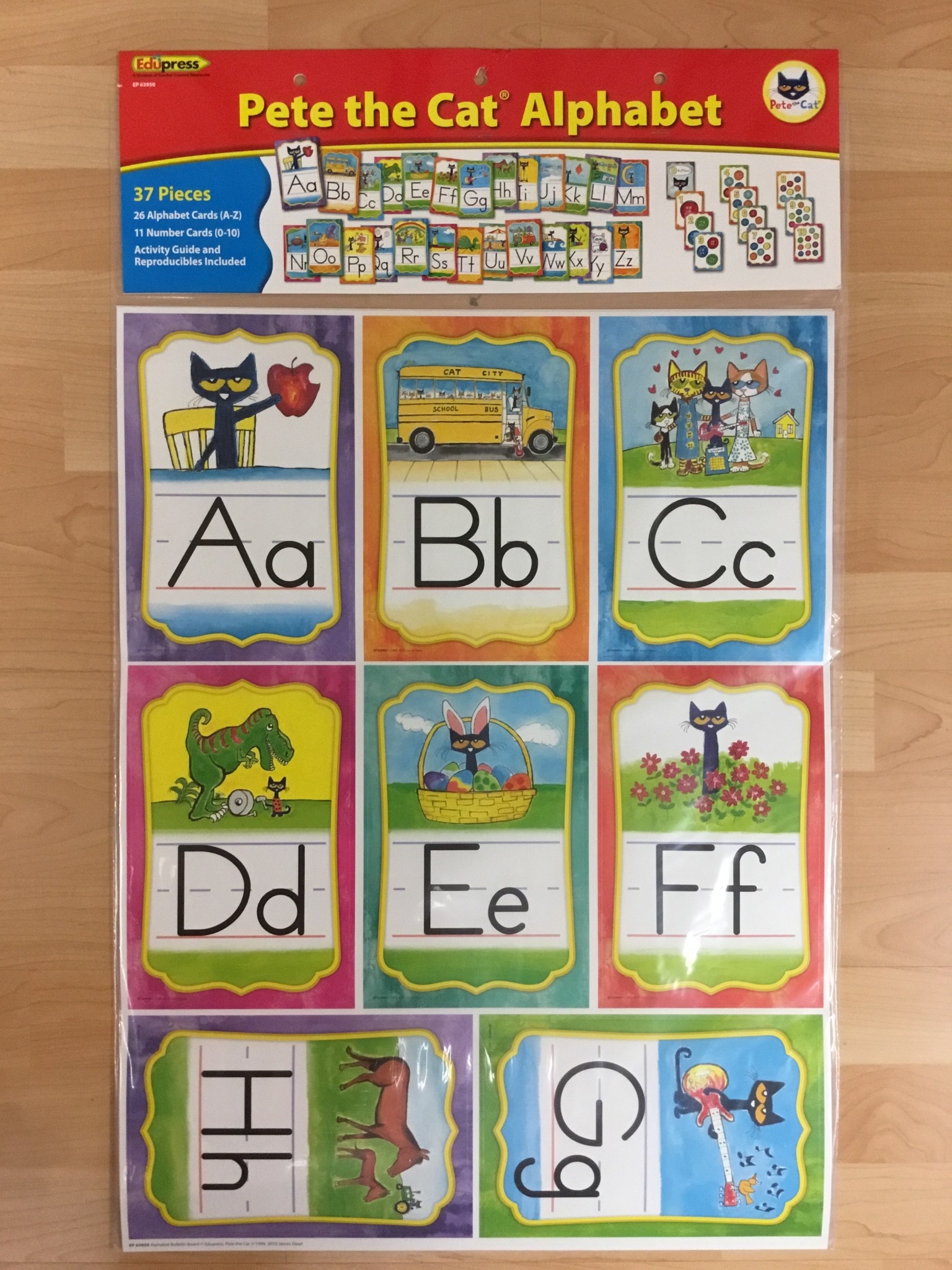 Pete the Cat Alphabet Bulletin Board - School Spot