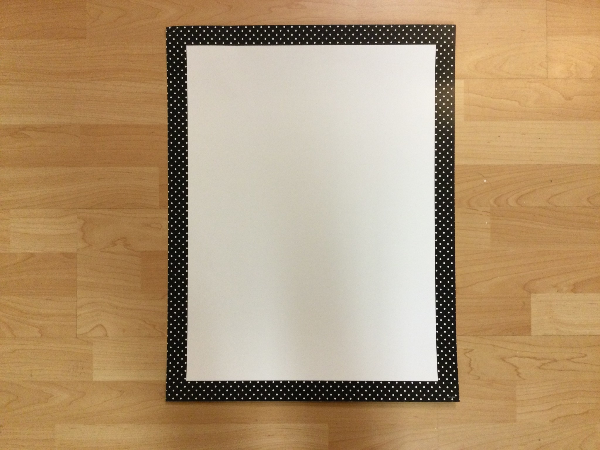 Black Polka Dot Blank Chart - School Spot
