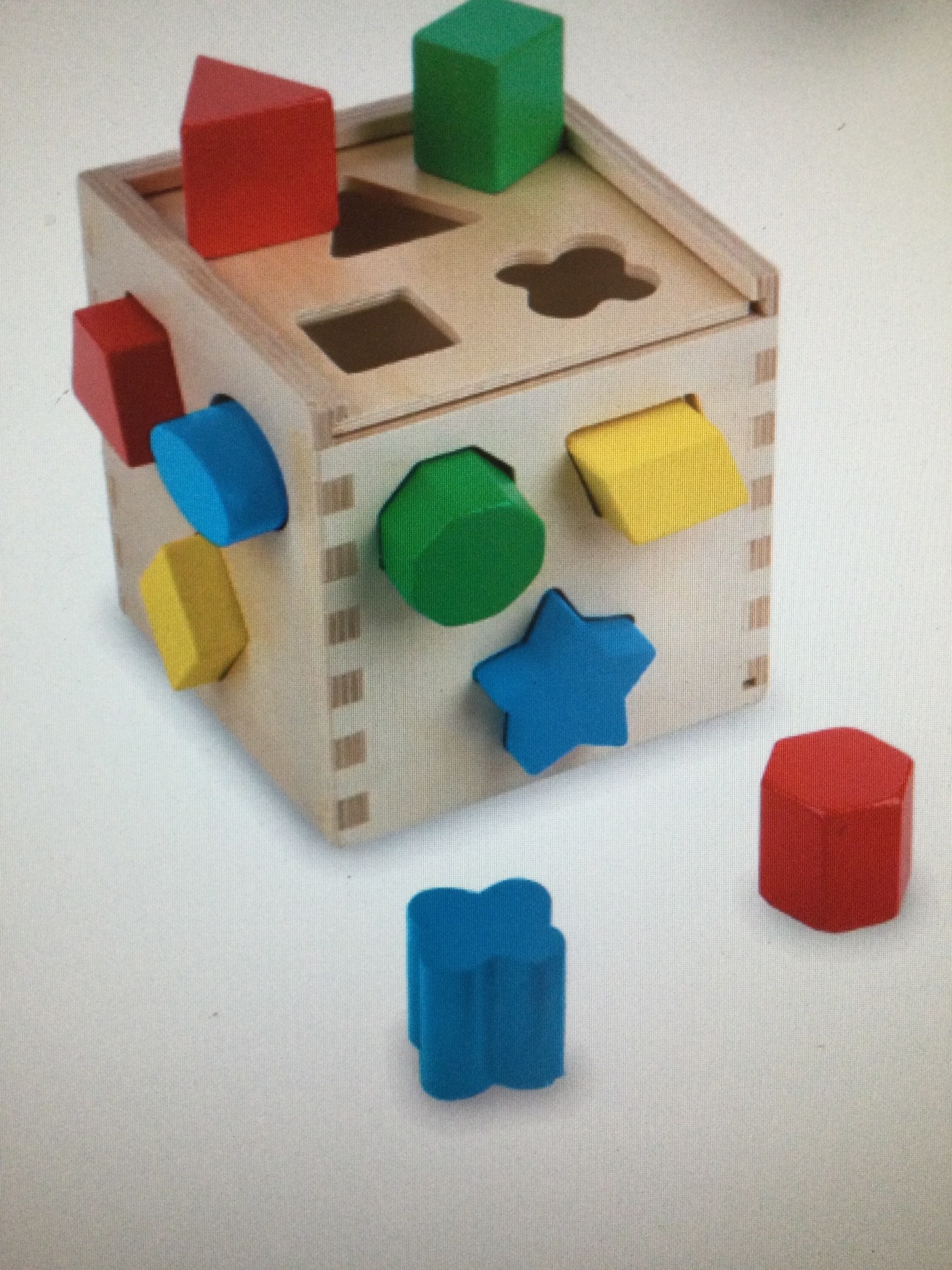 Melissa & DougShape Sorting Cube - School Spot