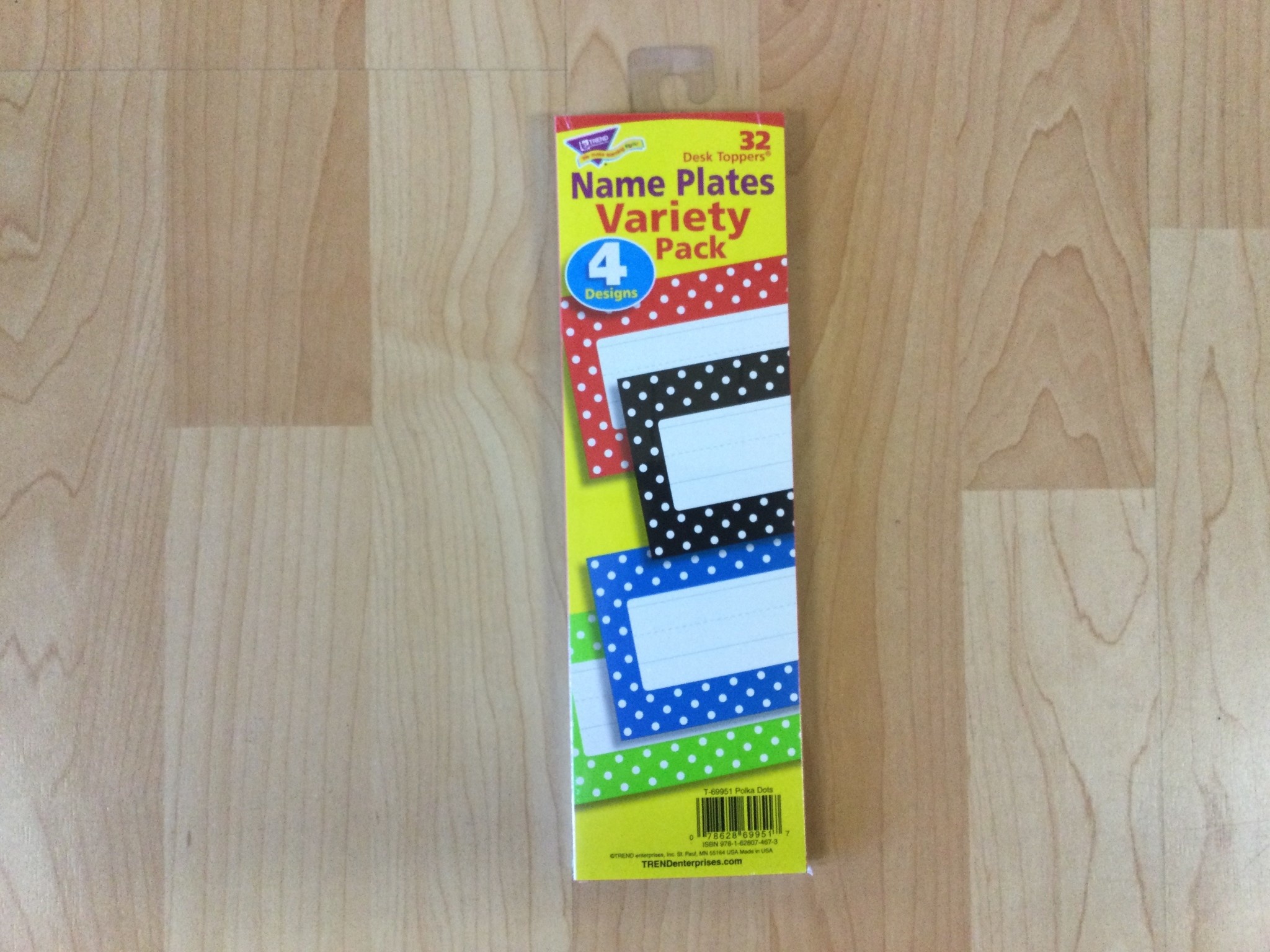 Polka Dots Nameplates - School Spot