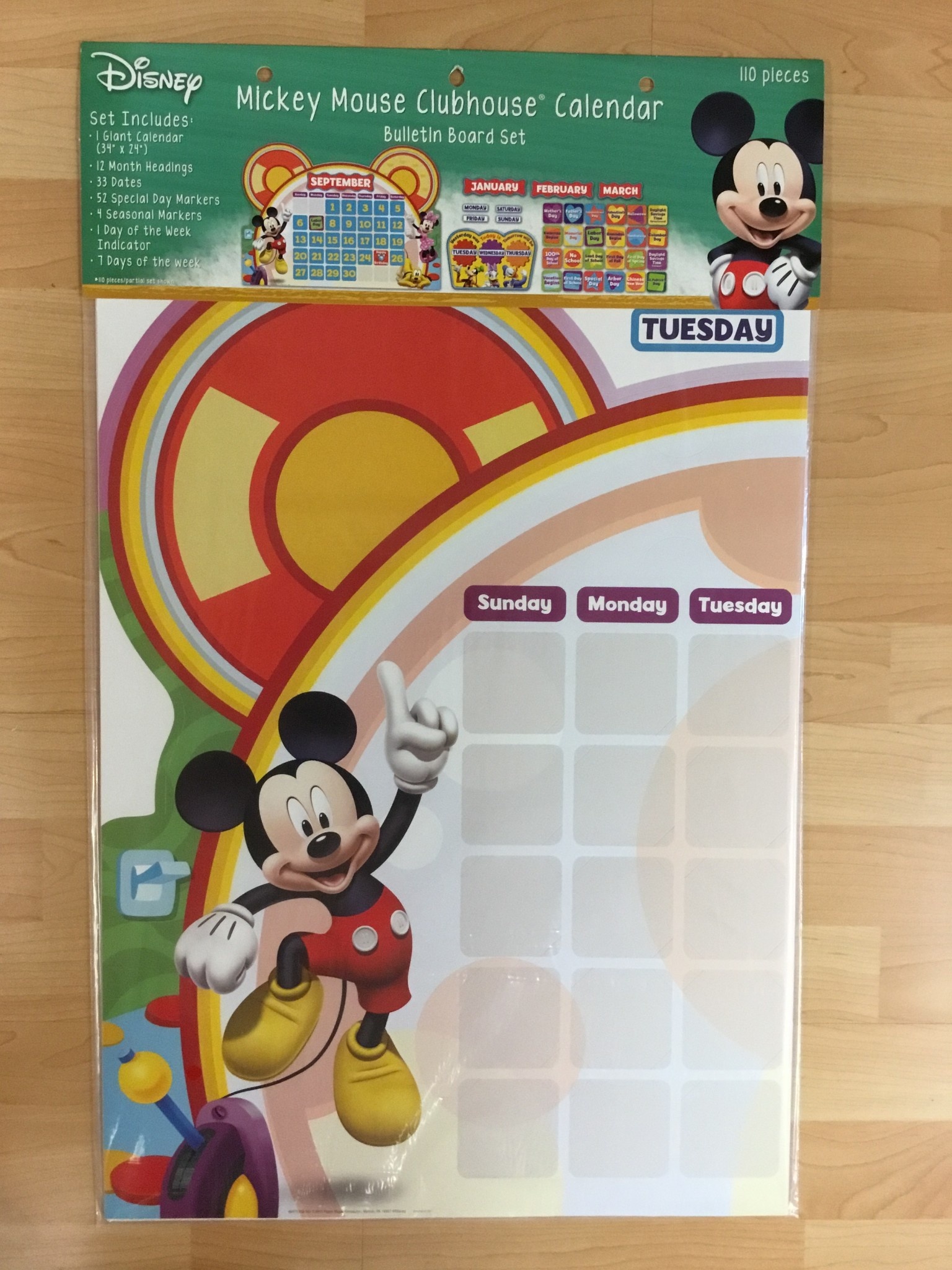 Mickey Mouse Clubhouse Calendar Bulletin Board - School Spot