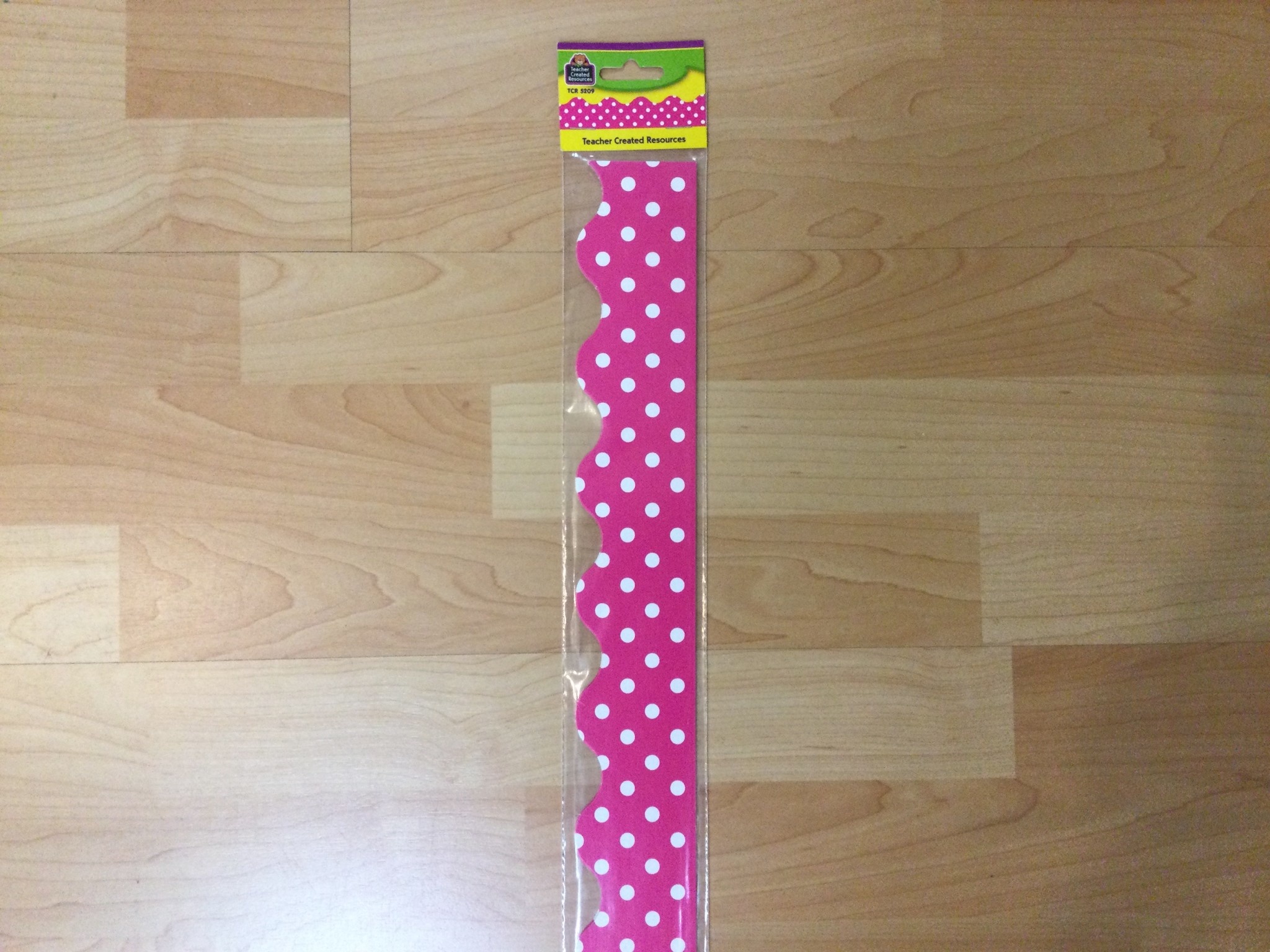 Pink Polka Dot Scalloped Border - School Spot