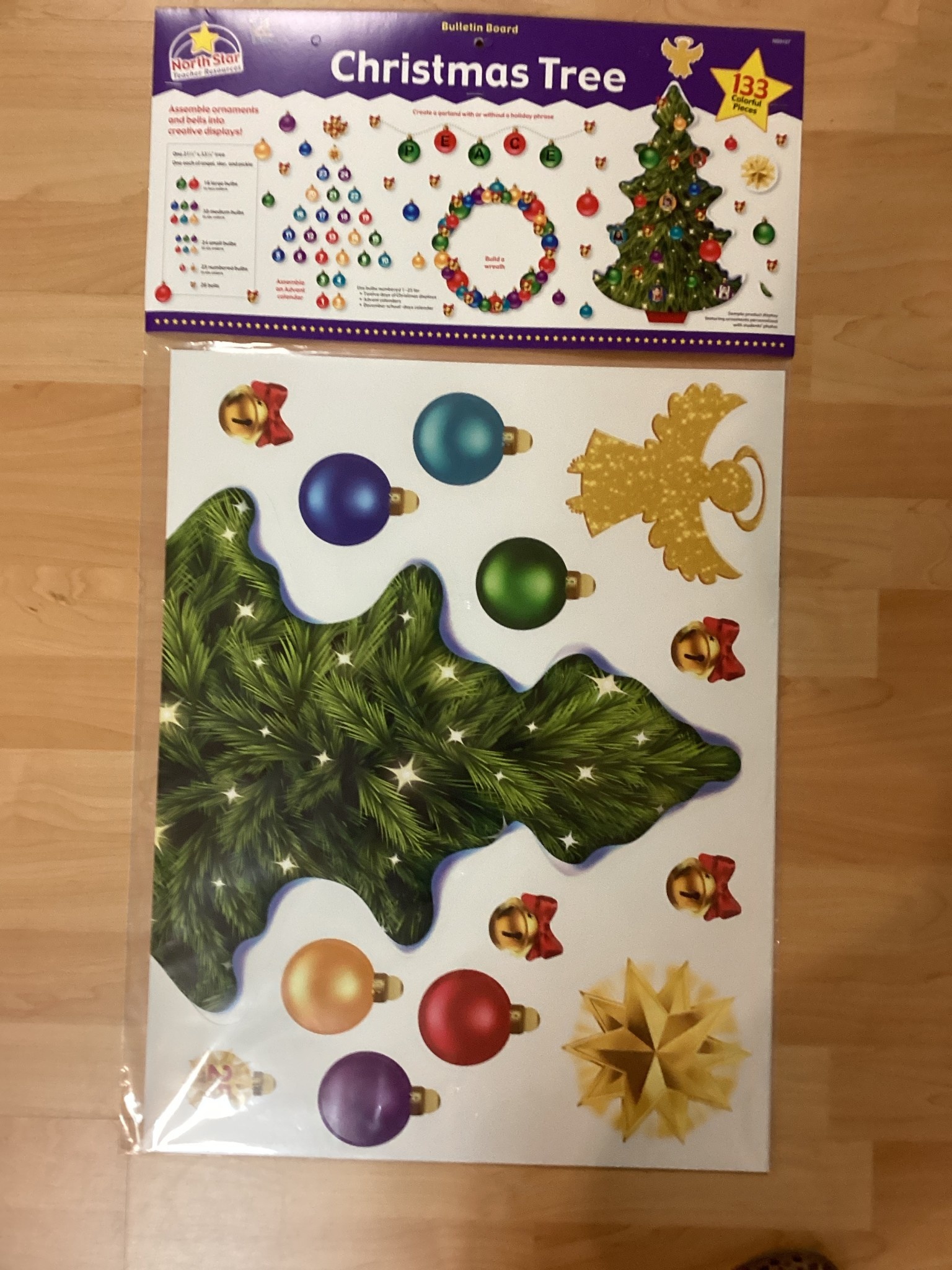 Christmas Tree Bulletin Board Set - School Spot