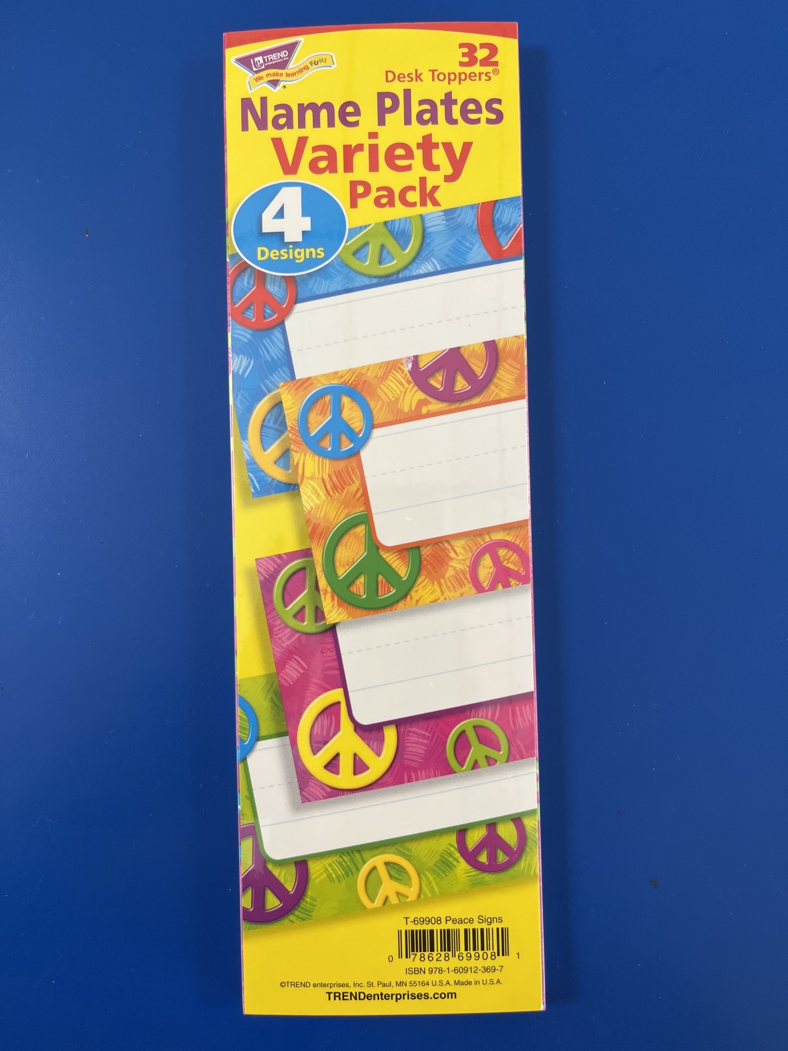 Peace Signs Name Plates 32pk - School Spot